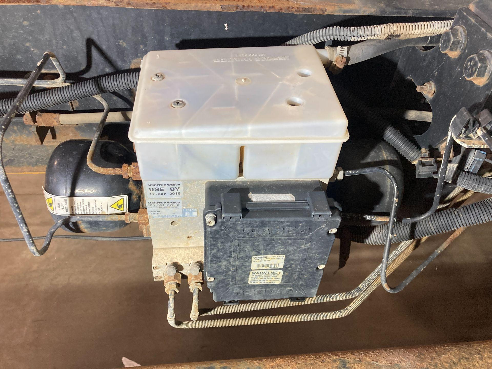 4008518760 | International DURASTAR (4300) Brake Control Module (ABS) for S