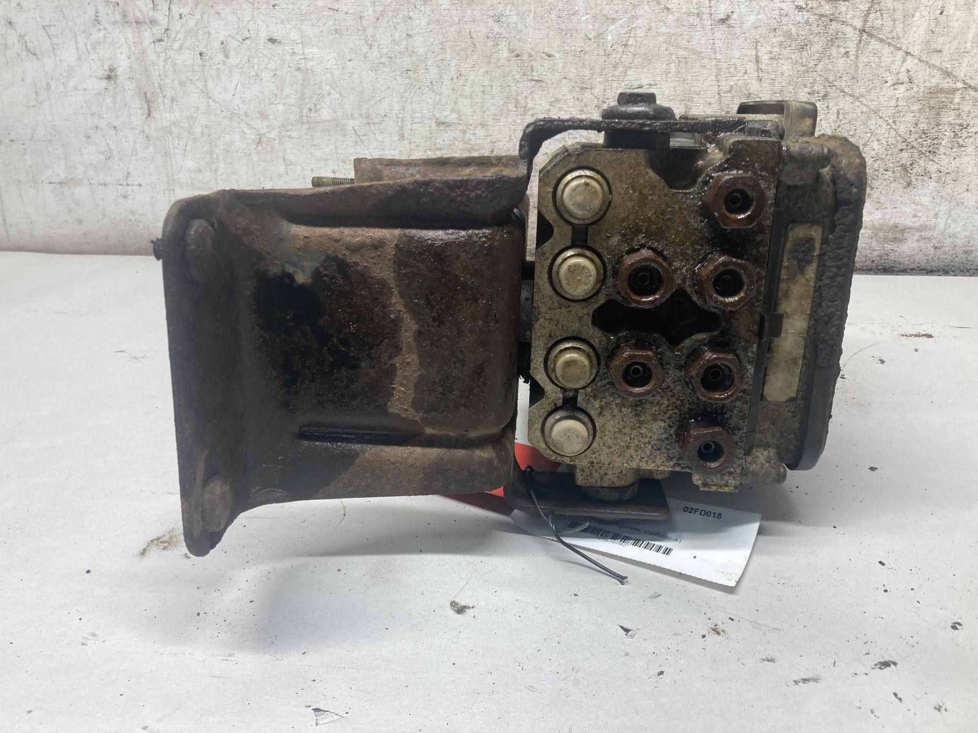 13499802-A | Ford F650 Brake Control Module (ABS) for Sale