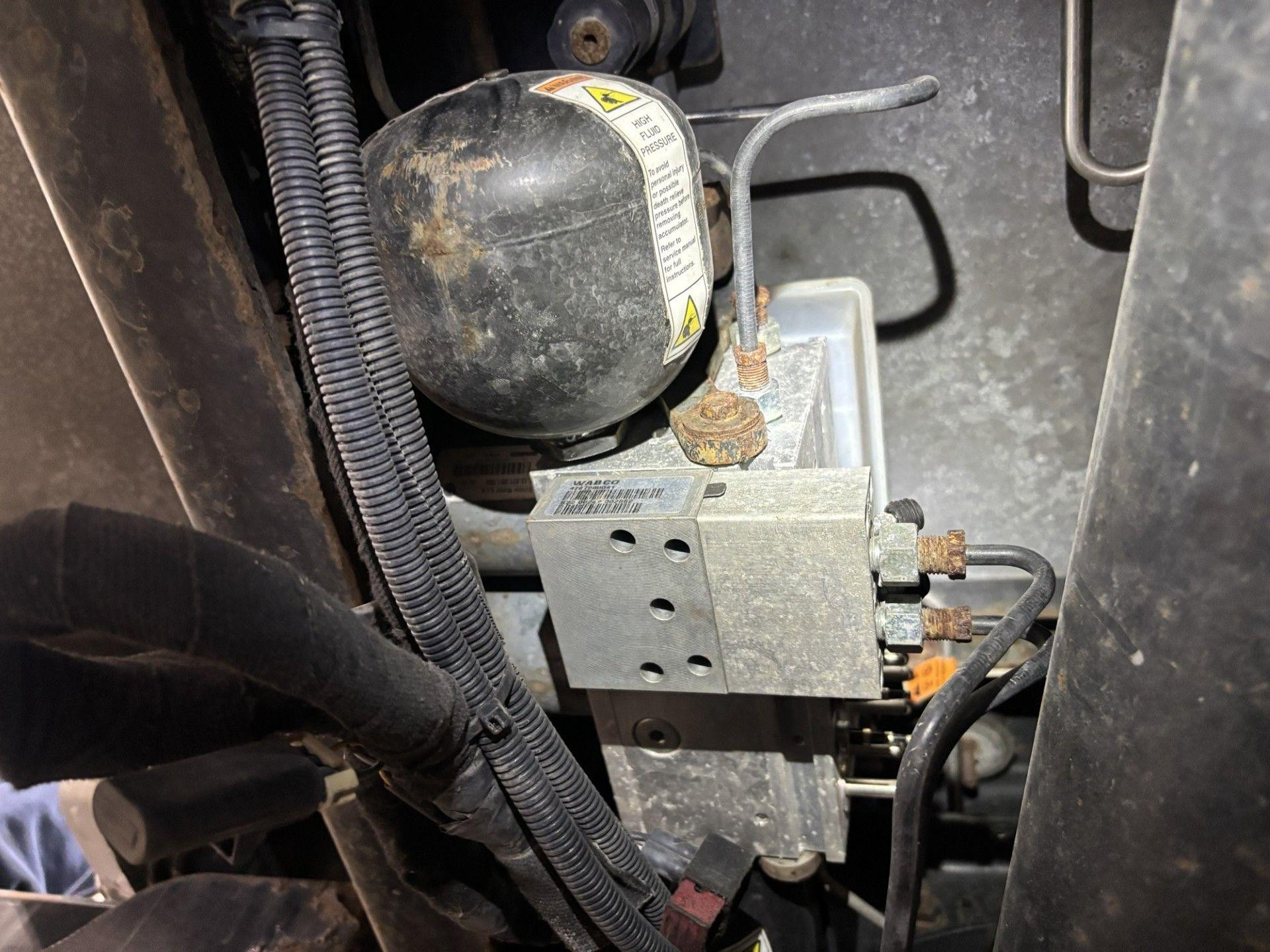 4008518760 | Ford F650 Brake Control Module (ABS) for Sale