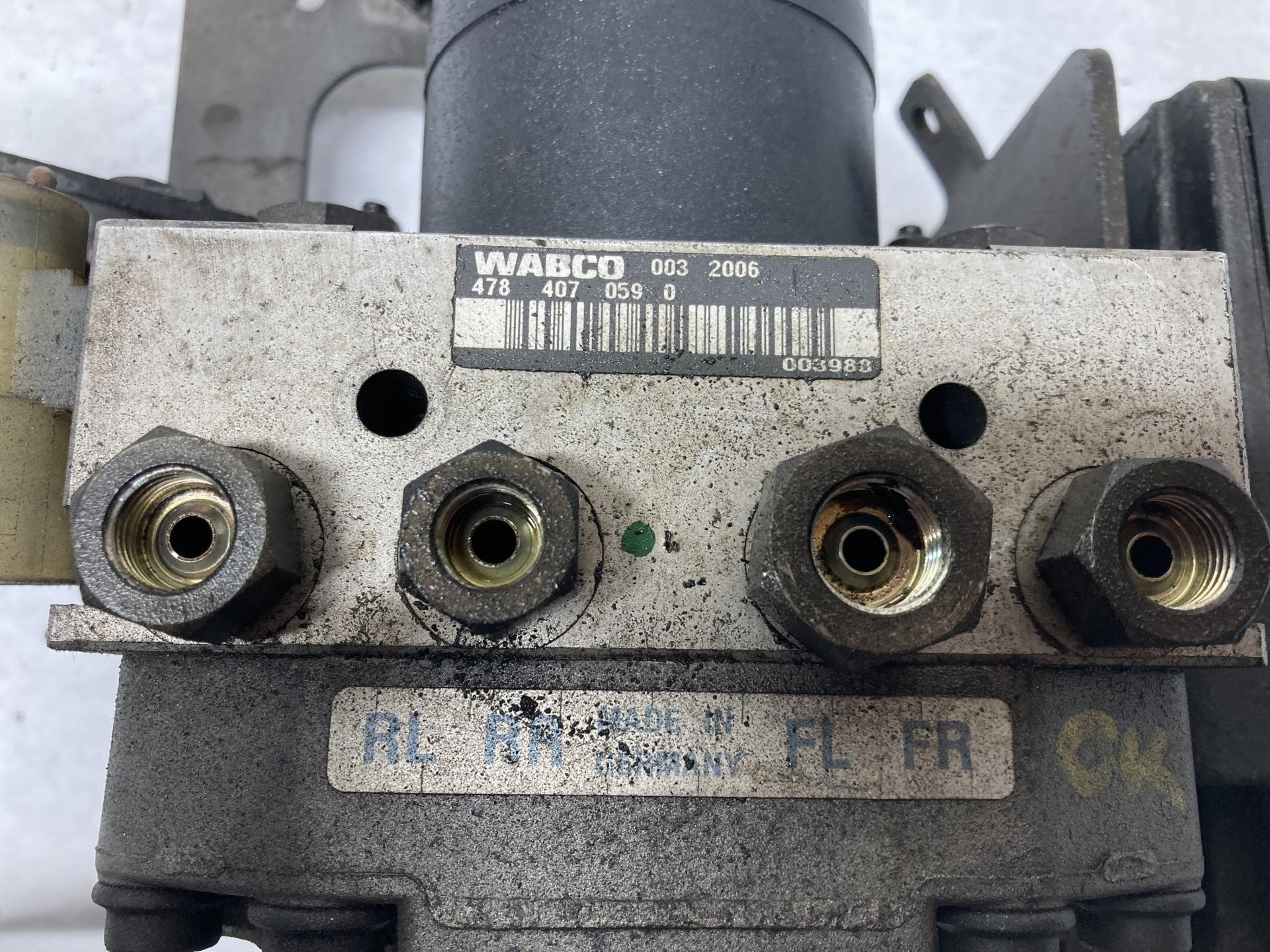 4784070590 | Ford F650 Brake Control Module (ABS) for Sale