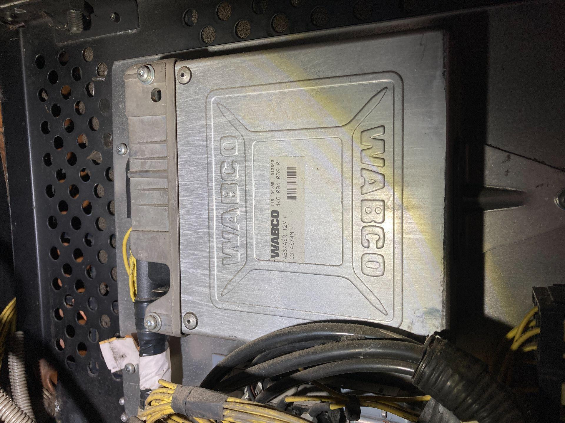 4460040690 | Freightliner FLB Brake Control Module (ABS) for Sale