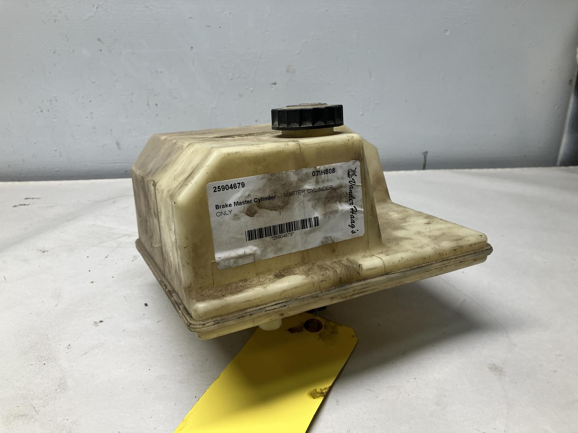 International 4200 Master Cylinder for Sale