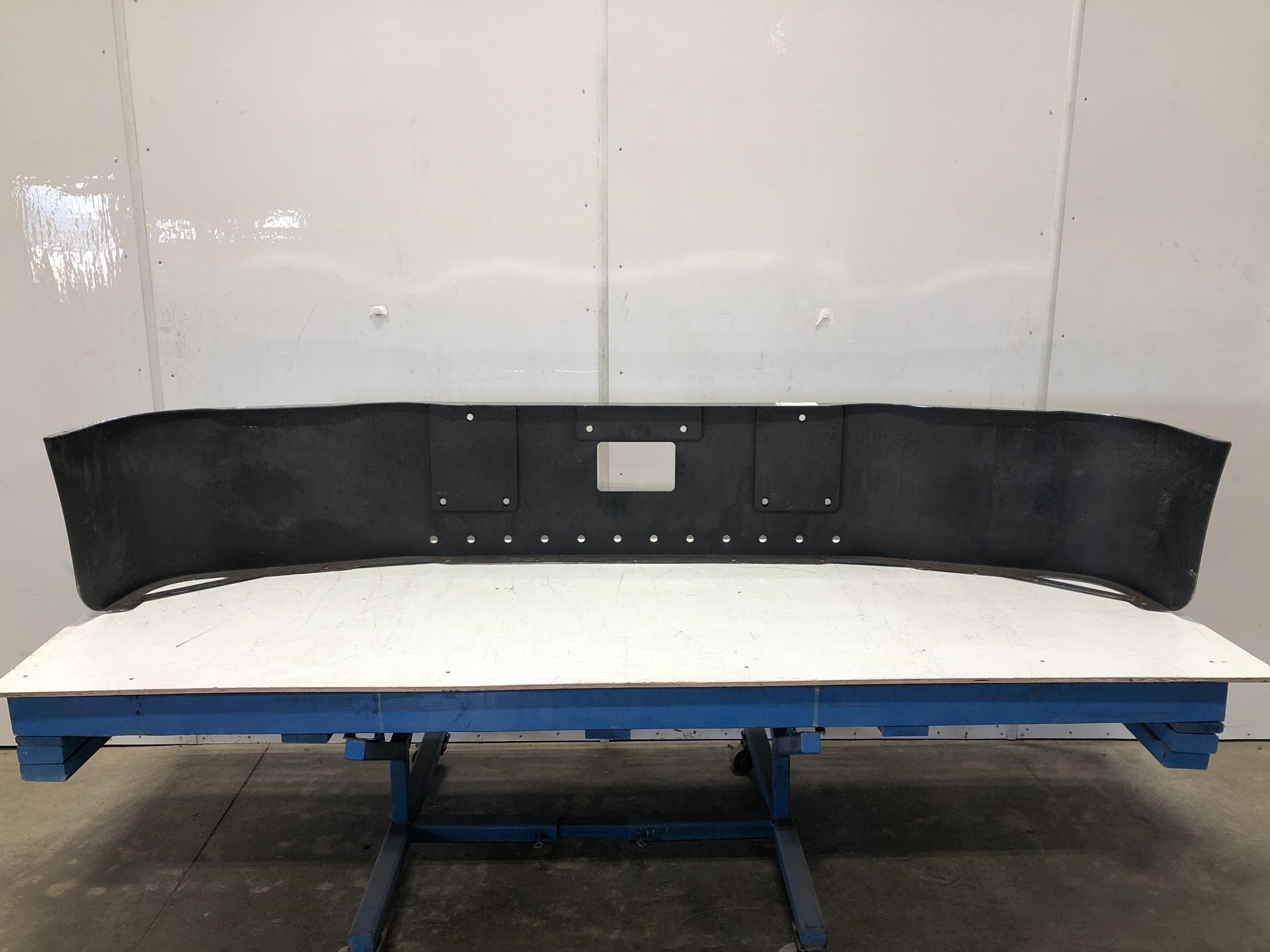 HL-0010-16 | Peterbilt 385 Bumper for Sale