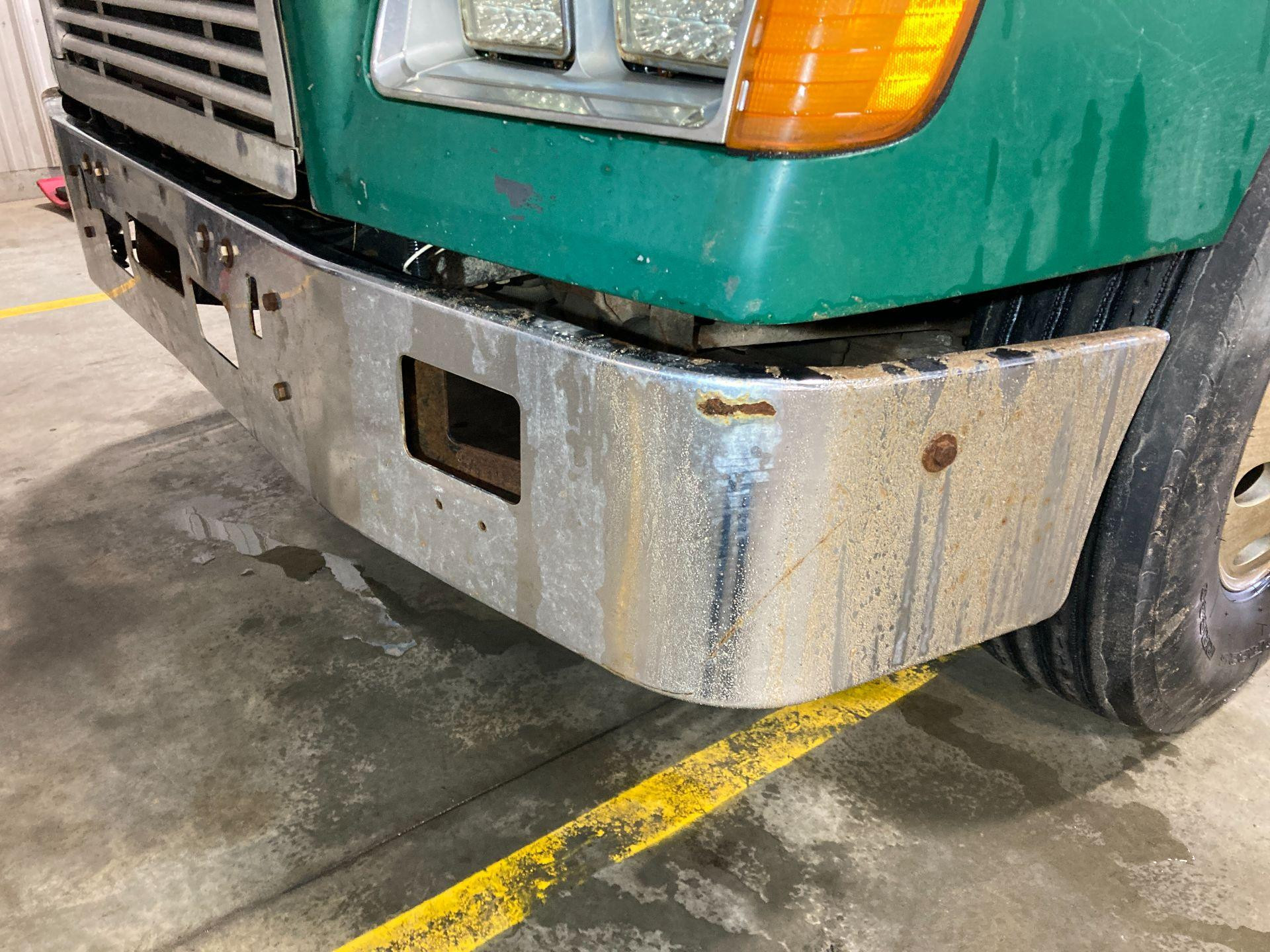 520441 | Freightliner FLD120 Bumper for Sale