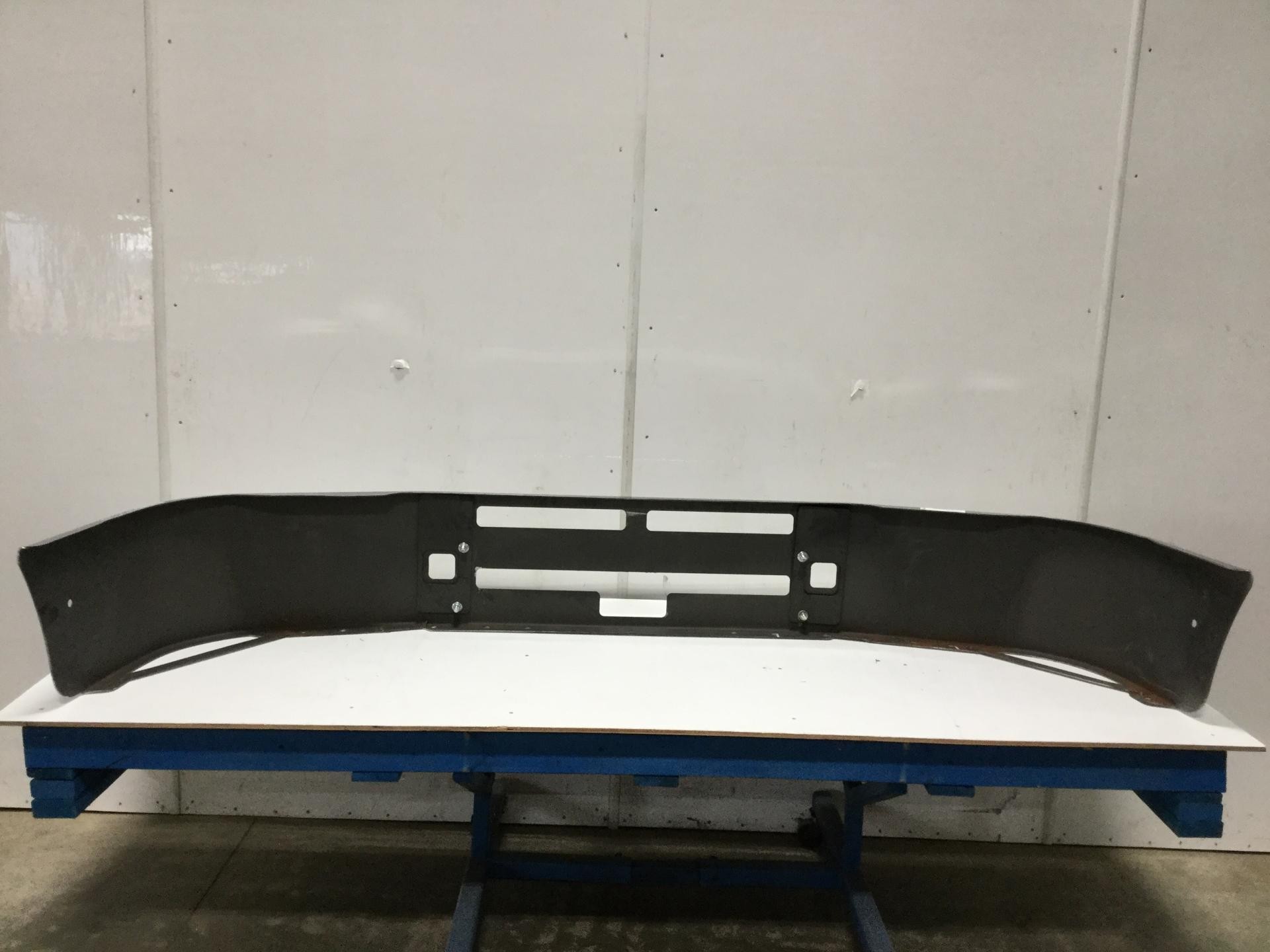 FH-0011-15 | Kenworth T600 Bumper for Sale