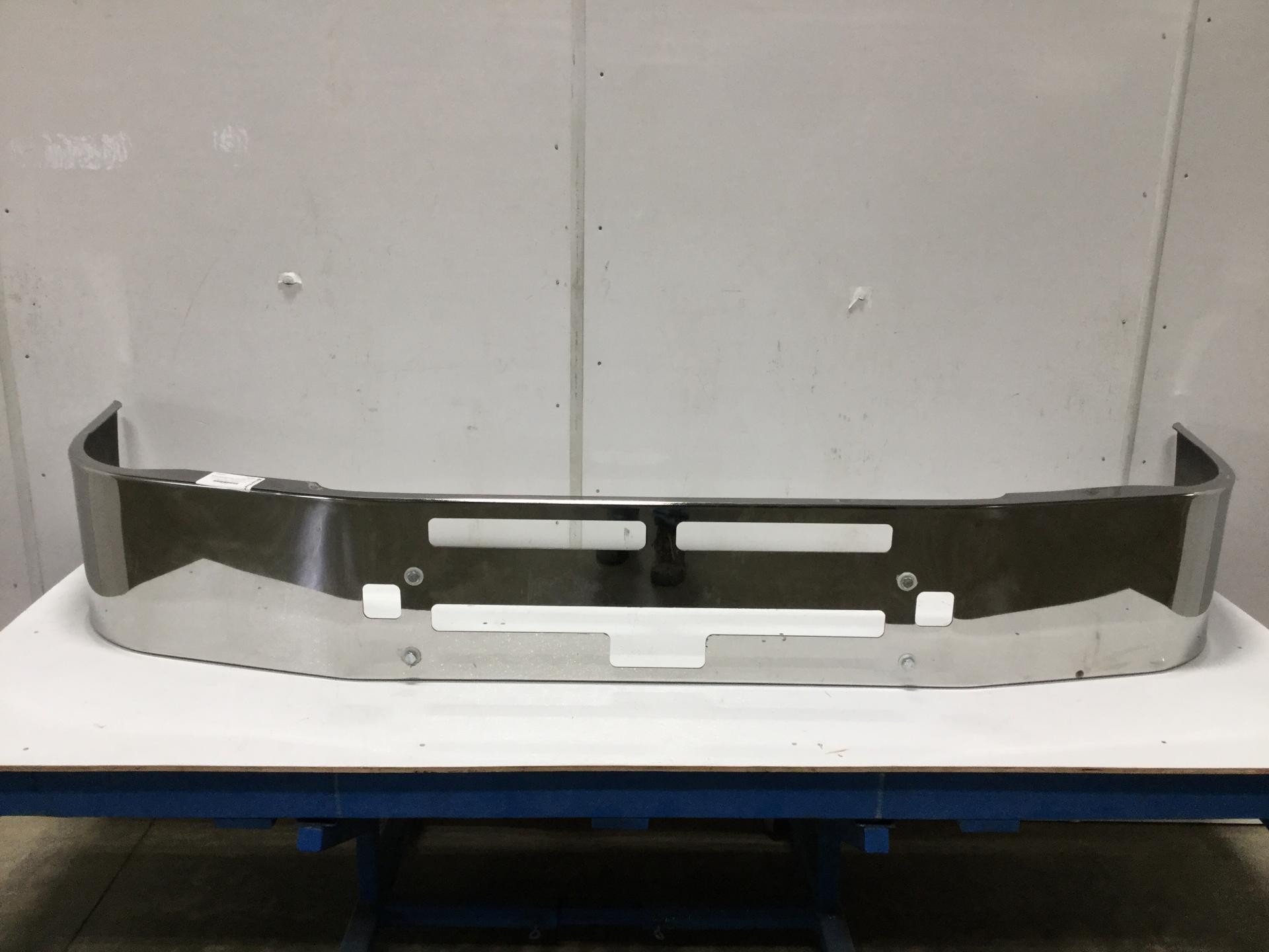 FH-0011-15 | Kenworth T600 Bumper for Sale