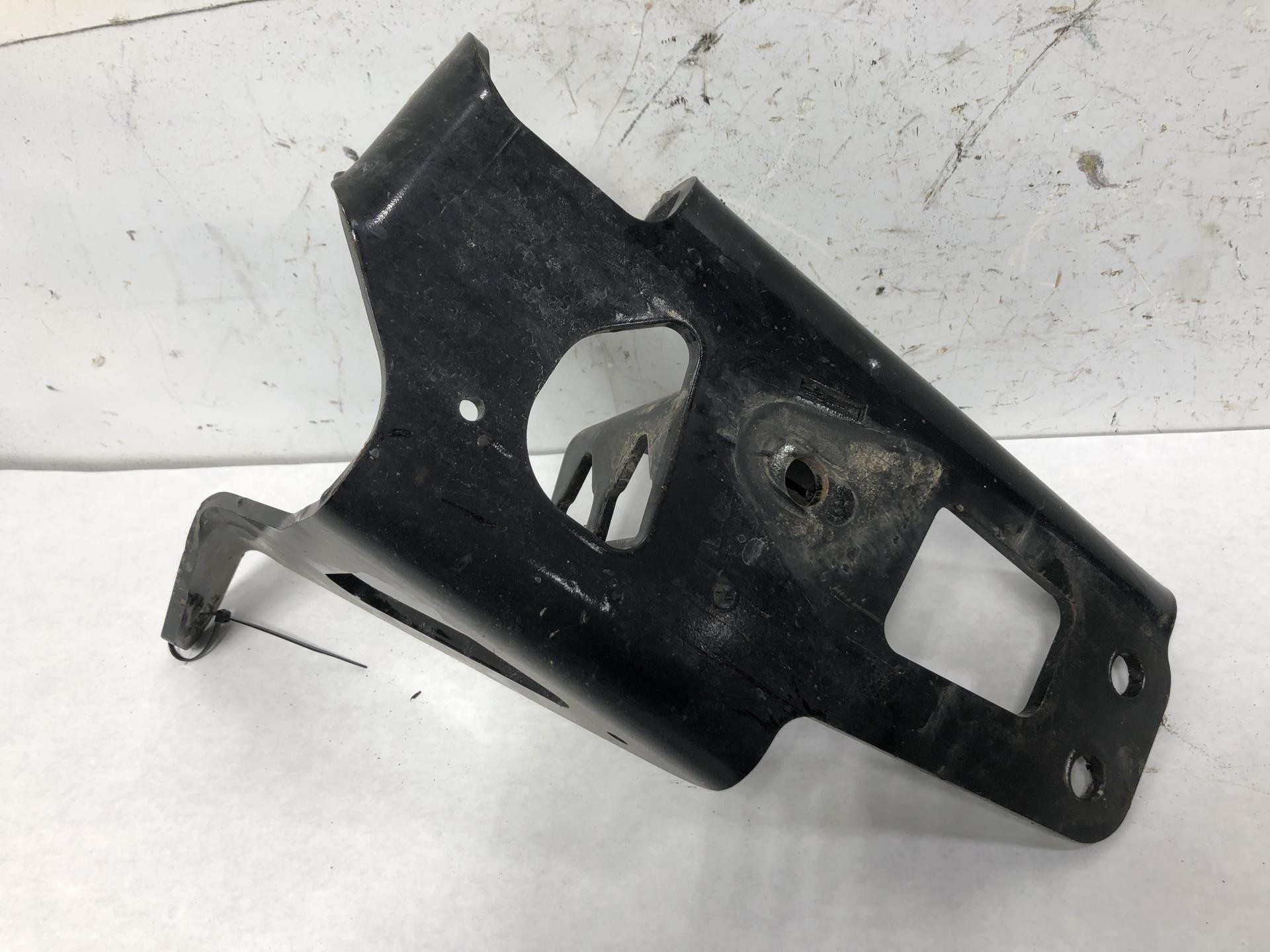 Western Star Trucks 47X Bumper Bracket for Sale