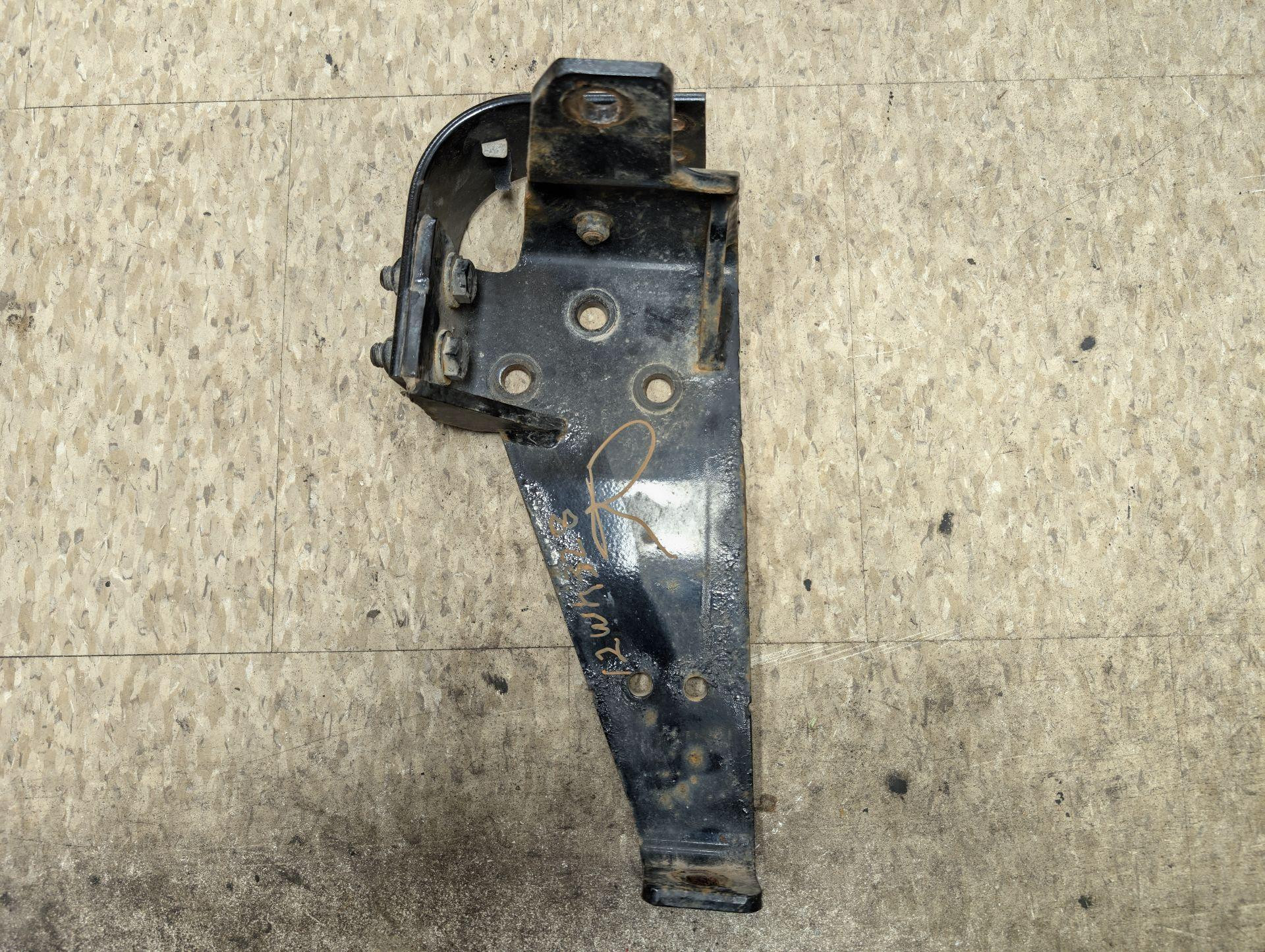 A21-27786-001 | Freightliner M2 106 Bumper Bracket for Sale