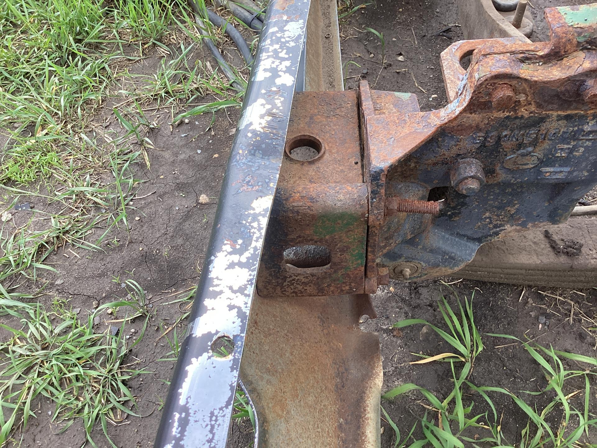 Mack R600 Bumper Bracket for Sale