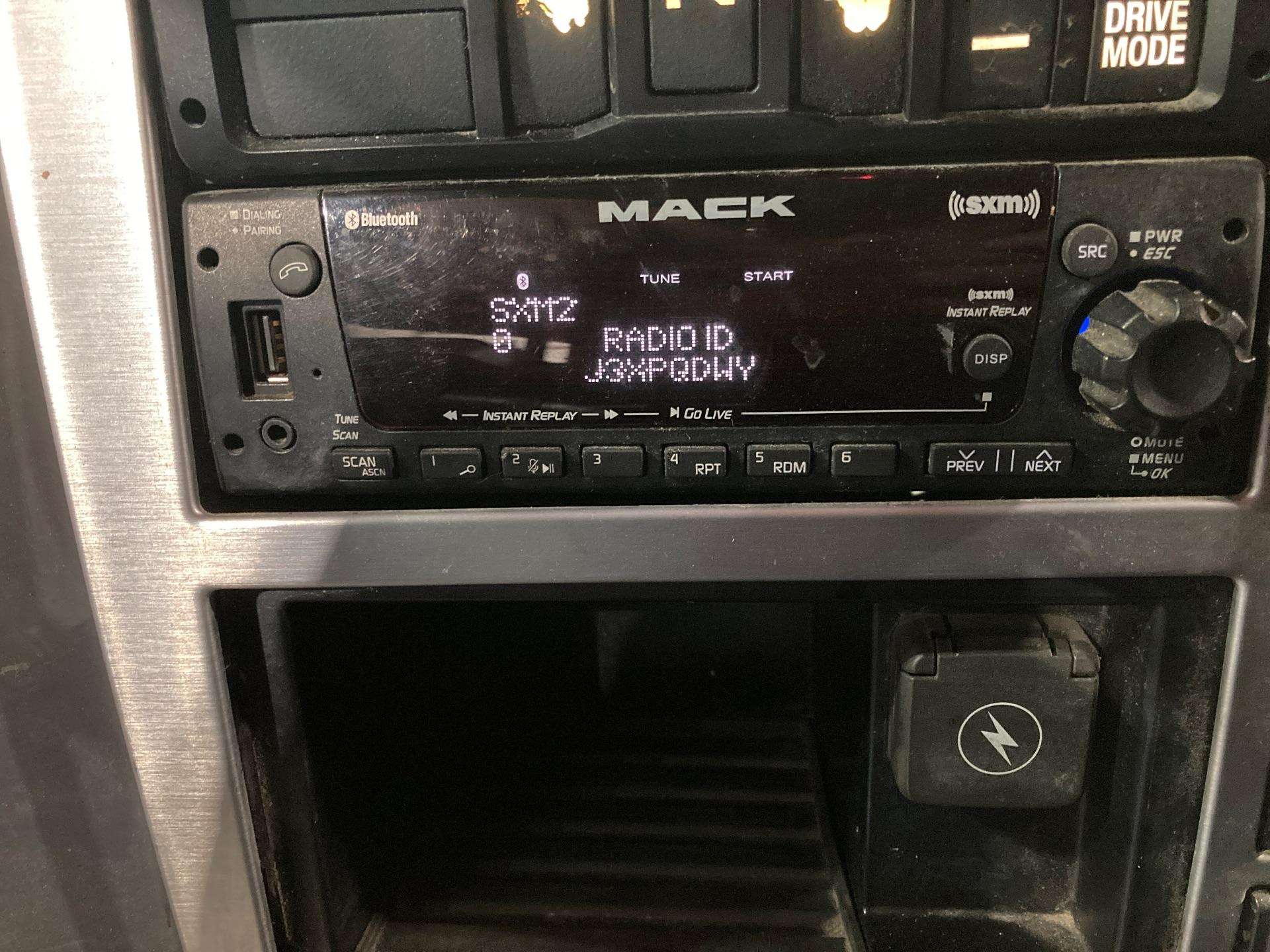 Mack ANTHEM (AN) A/V Equipment (Radio) for Sale