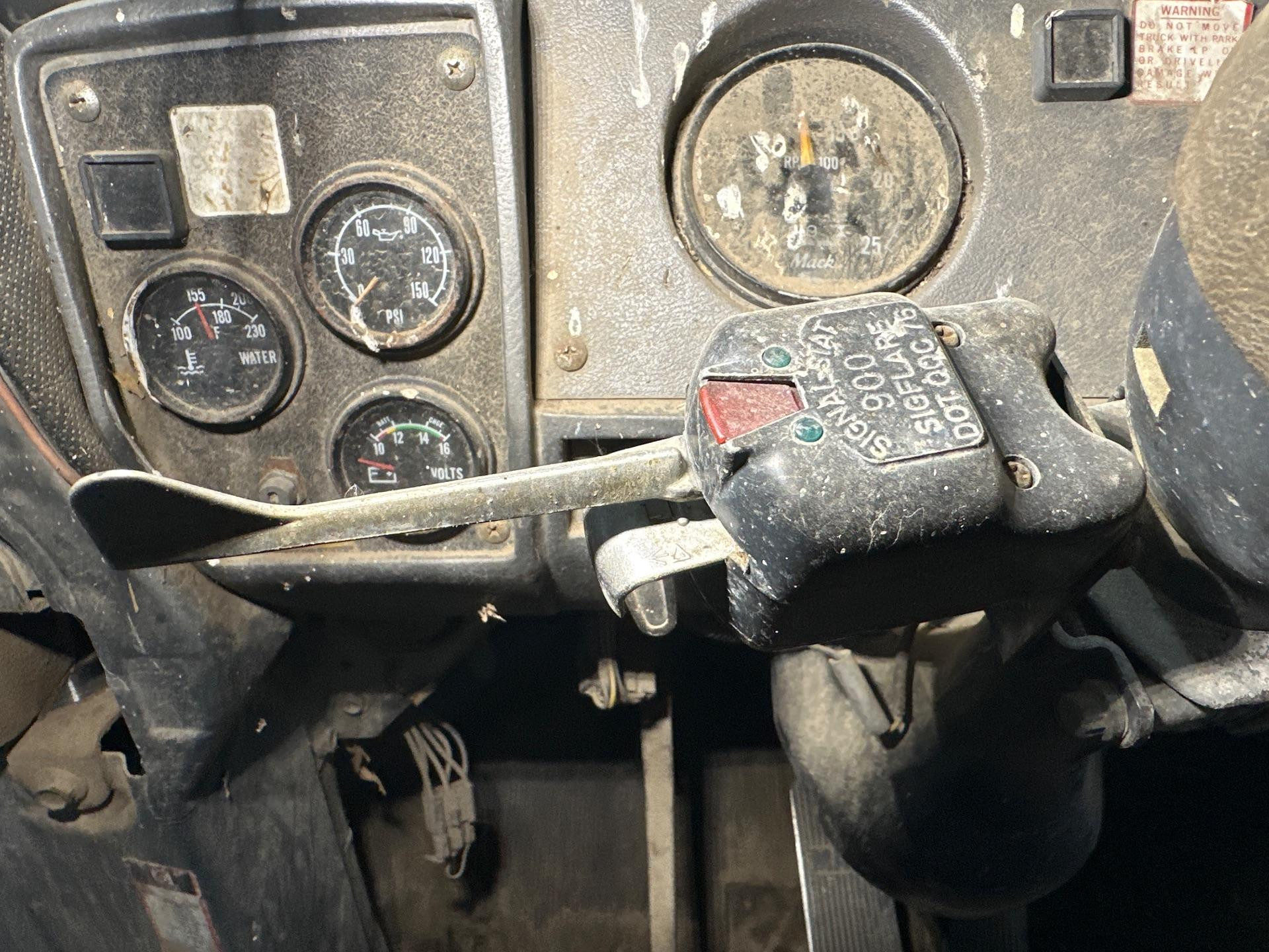 VERIFY | Mack DM600 Turn Signal/Column Switch for Sale