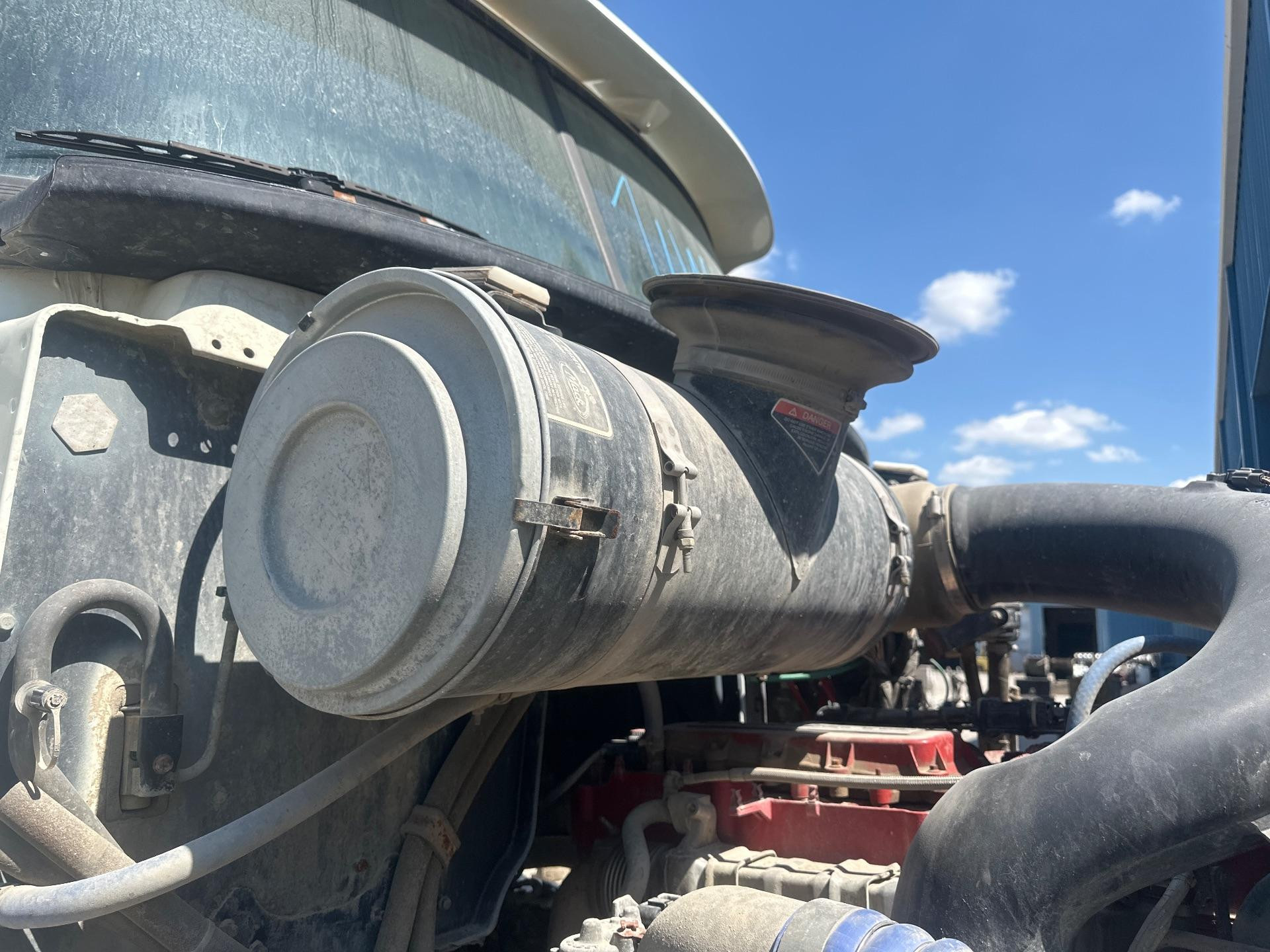 Mack GU400 Air Cleaner for Sale