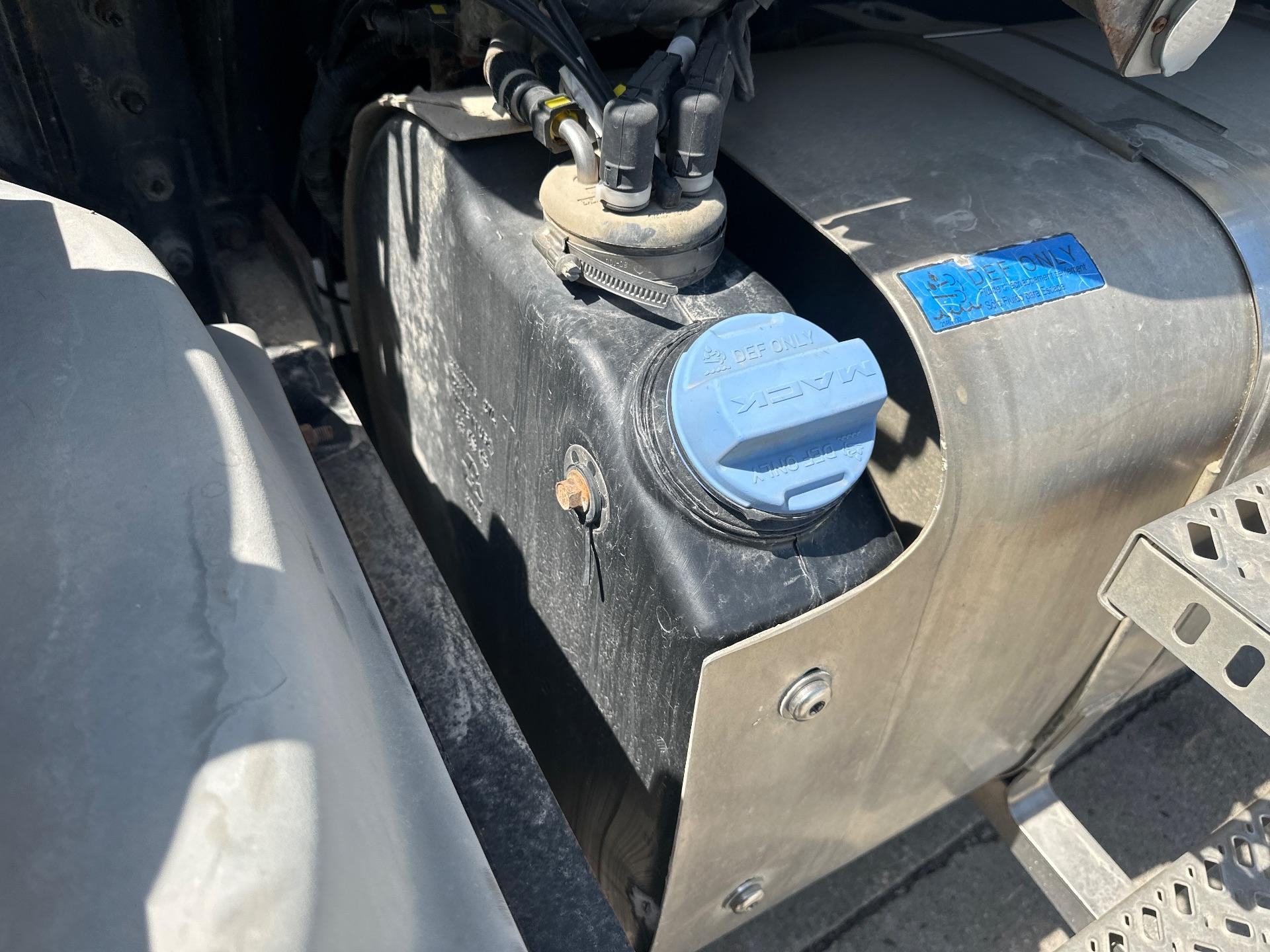 Mack GU400 DEF | Urea Tank for Sale