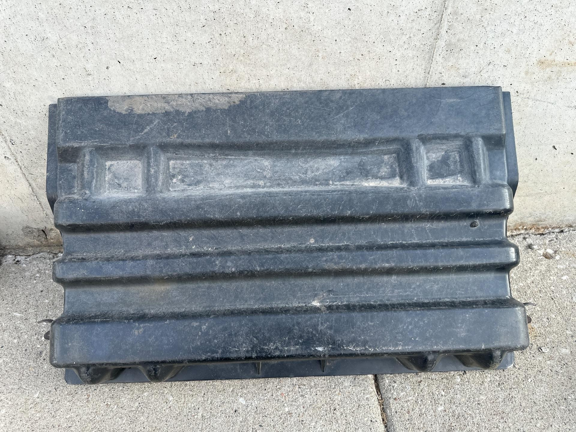 Ford F750 Battery Box Cover for Sale