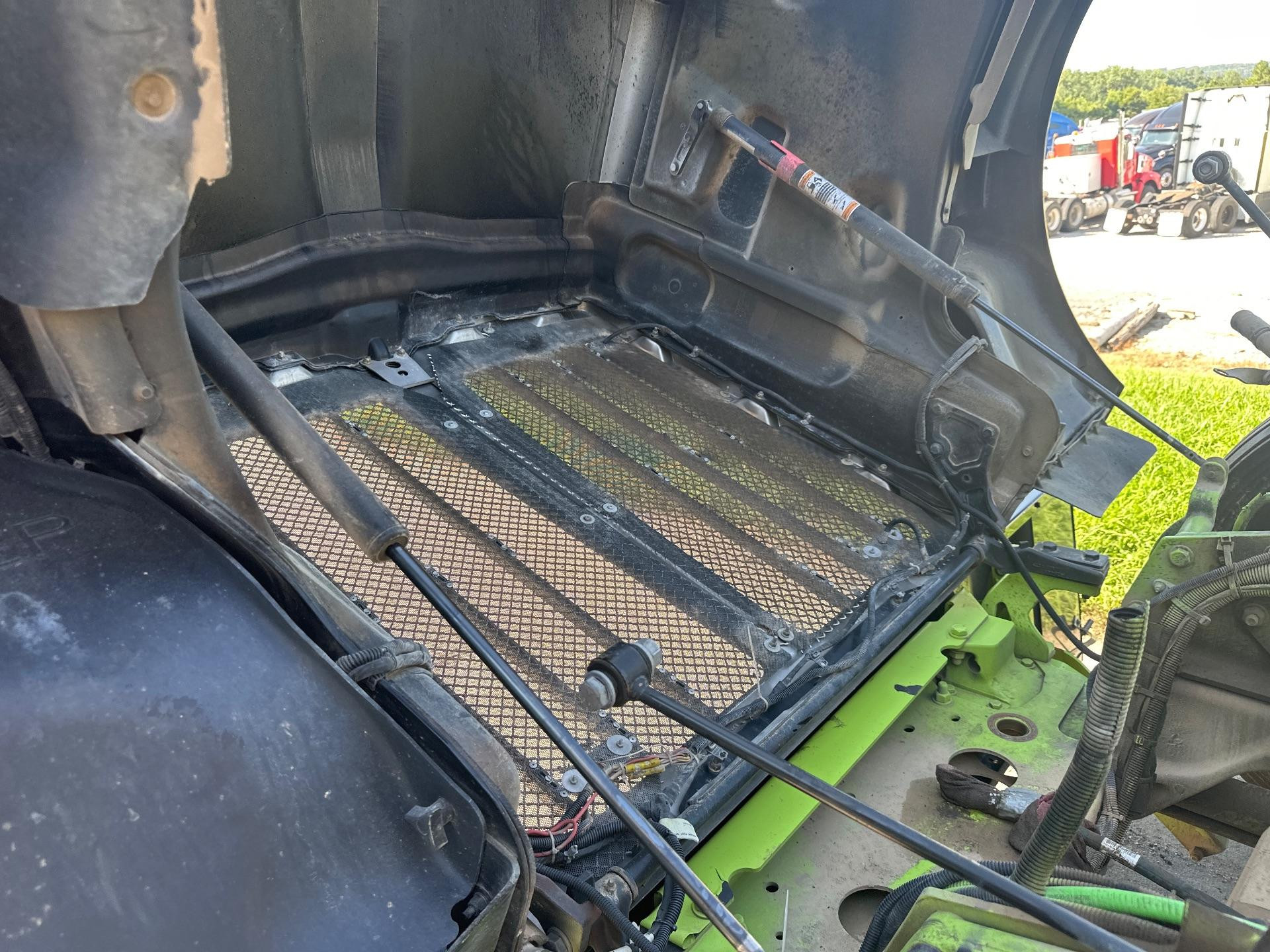 Kenworth W990 Hood for Sale