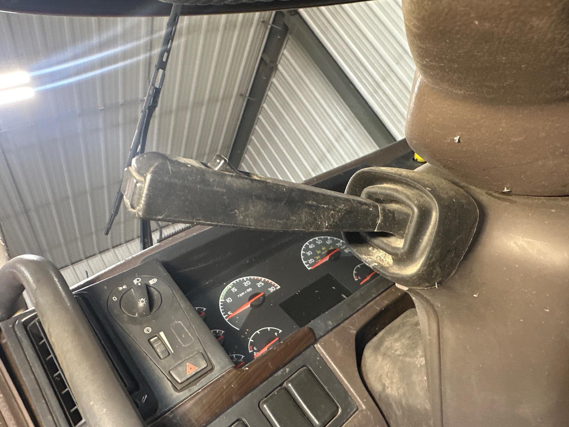 20797838 | Volvo VNL Turn Signal/Column Switch for Sale