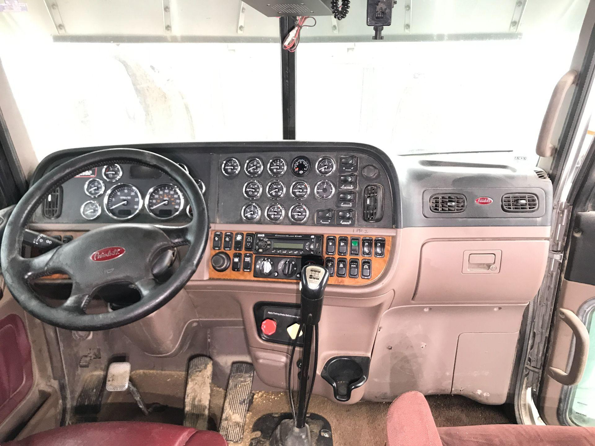 Peterbilt 389 Dash Assembly for Sale