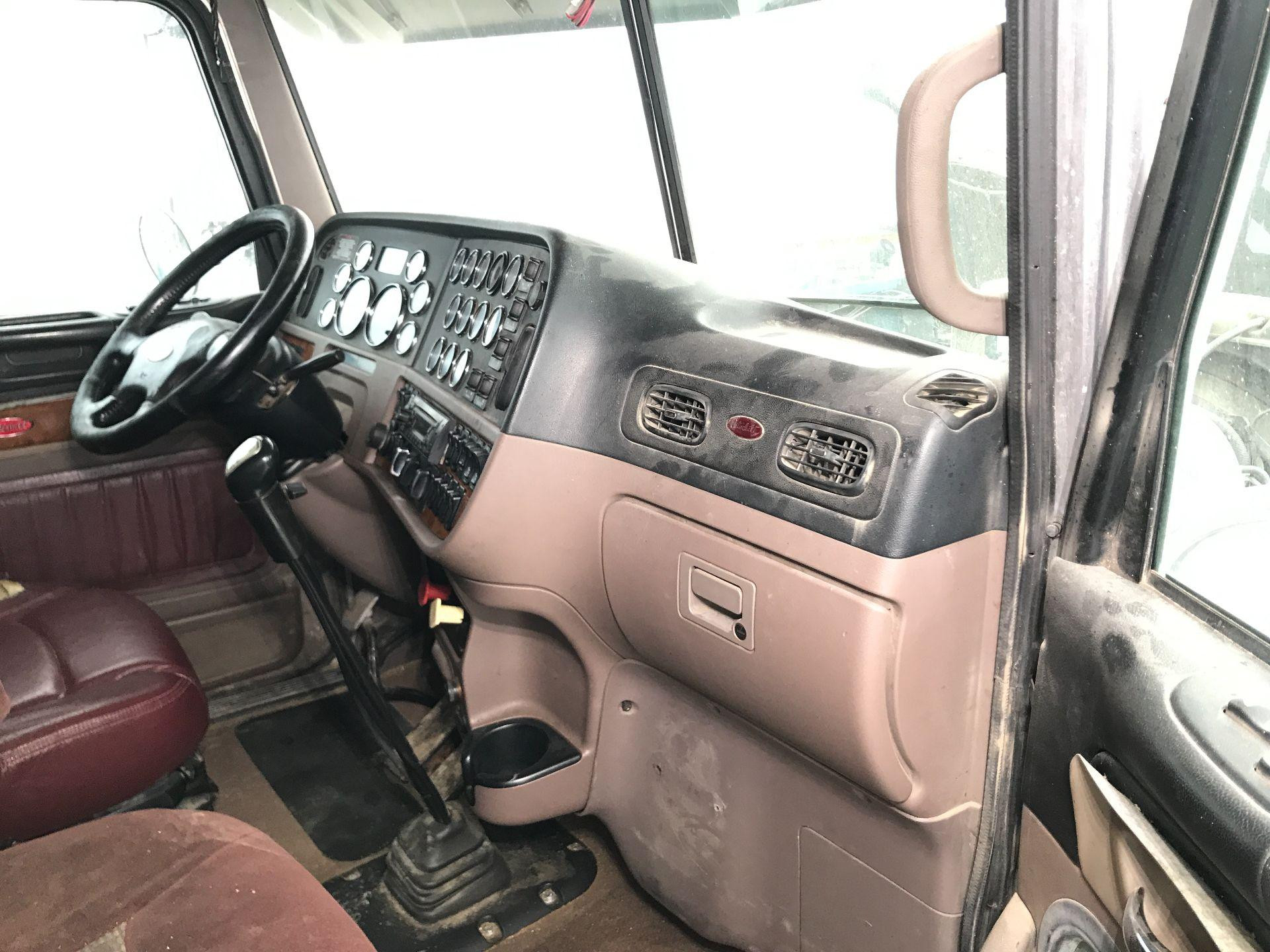 2025 389 Peterbilt Dash , Peterbilt 389 with Digital Dash – GSET