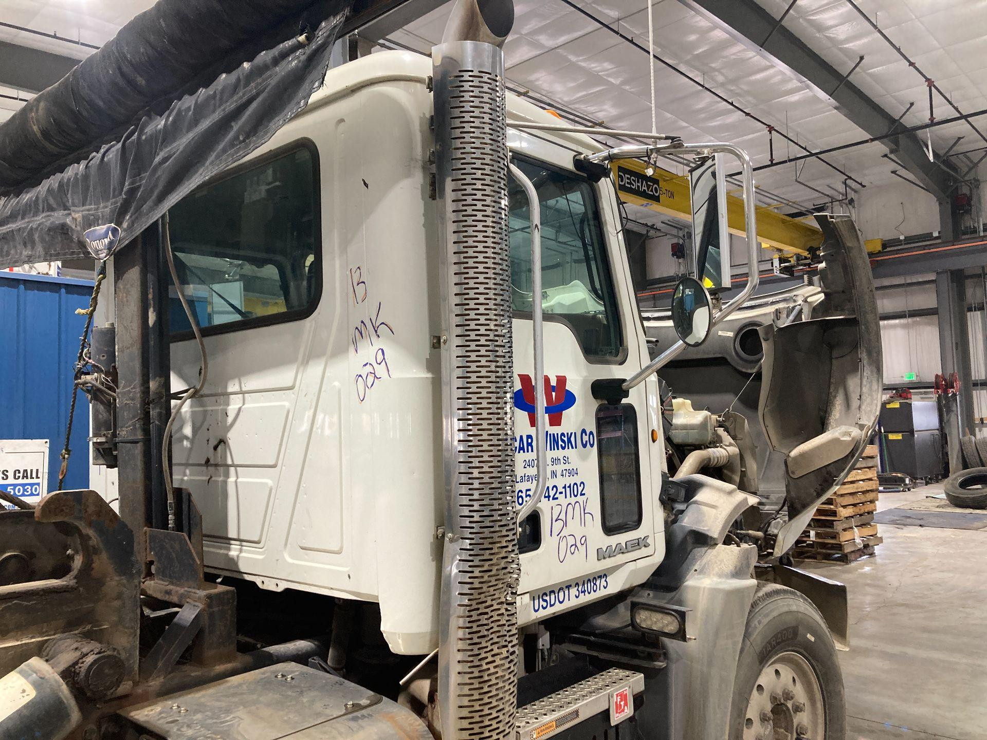 Freightliner CASCADIA Exhaust Stack for Sale