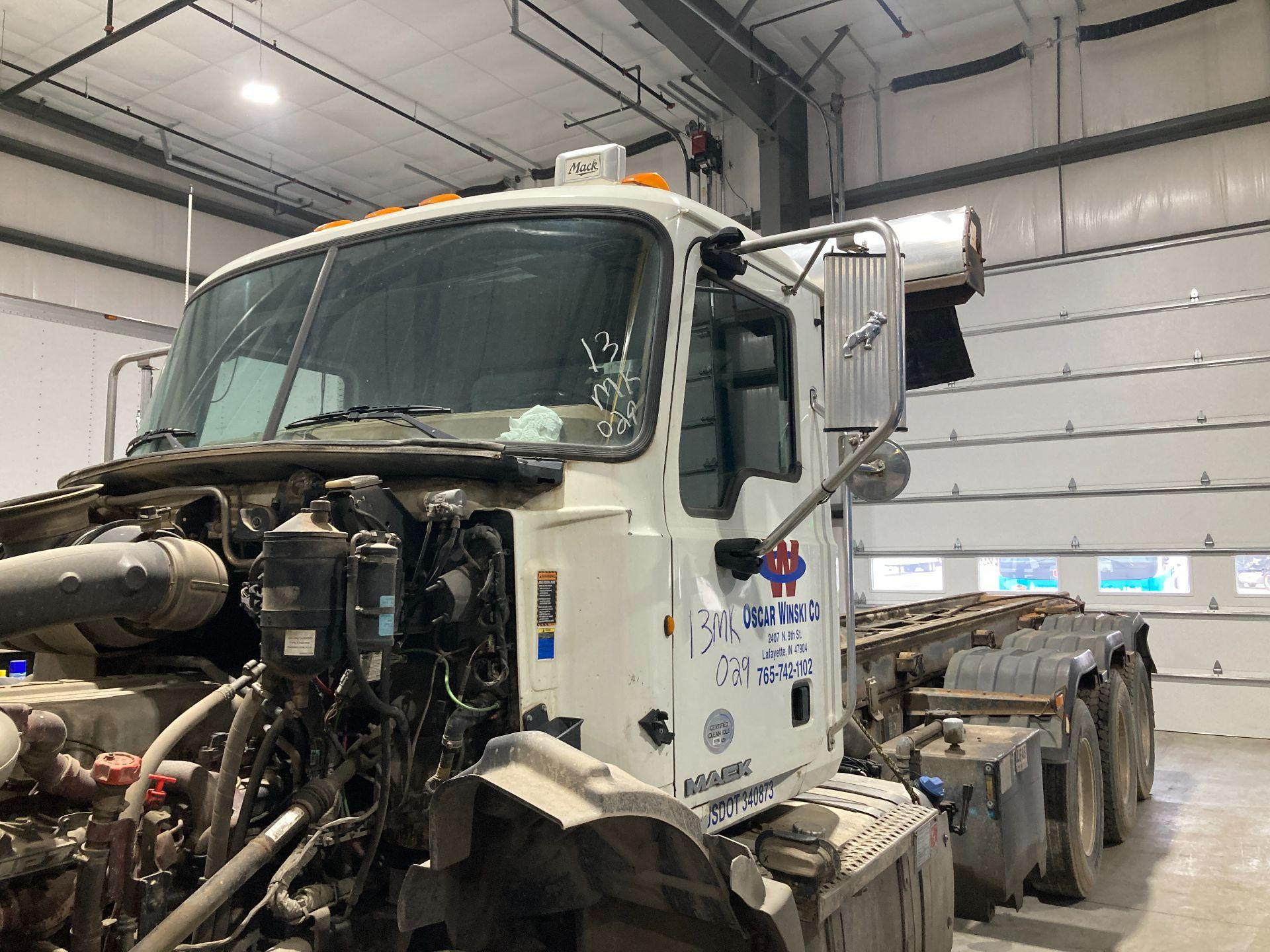 Mack GU813 Windshield for Sale
