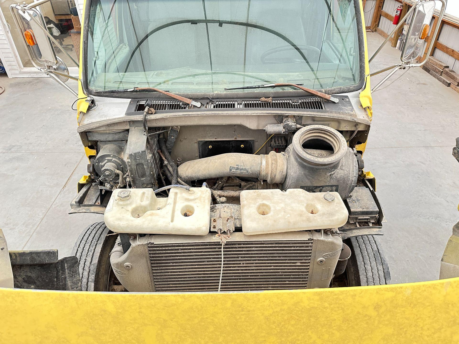 Ford L8501 Cab Assembly for Sale