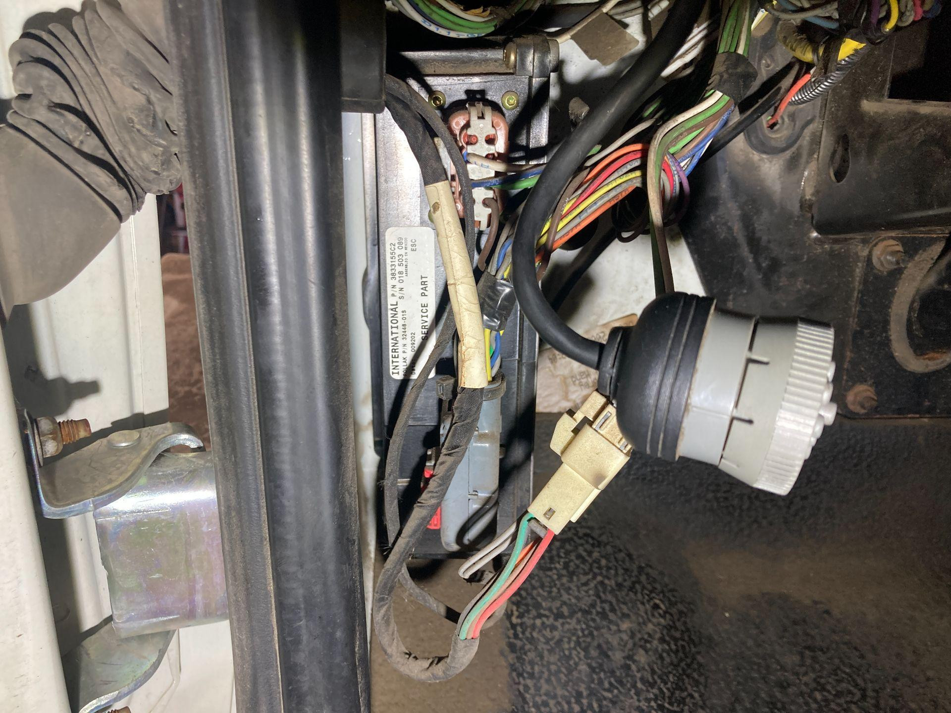 3833155C2 | International 4400 Cab Control Module CECU for Sale