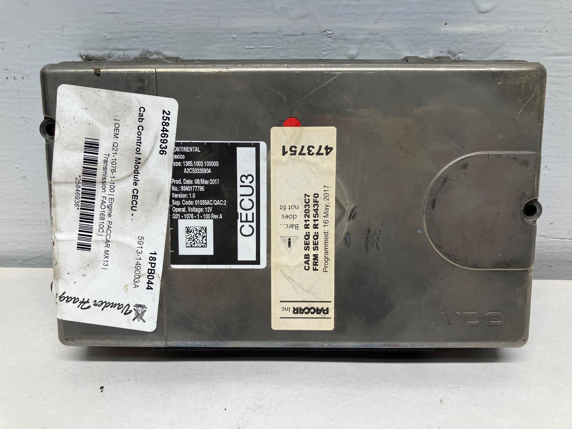 Q21-1029-1-130 | Kenworth W900L Cab Control Module CECU for Sale