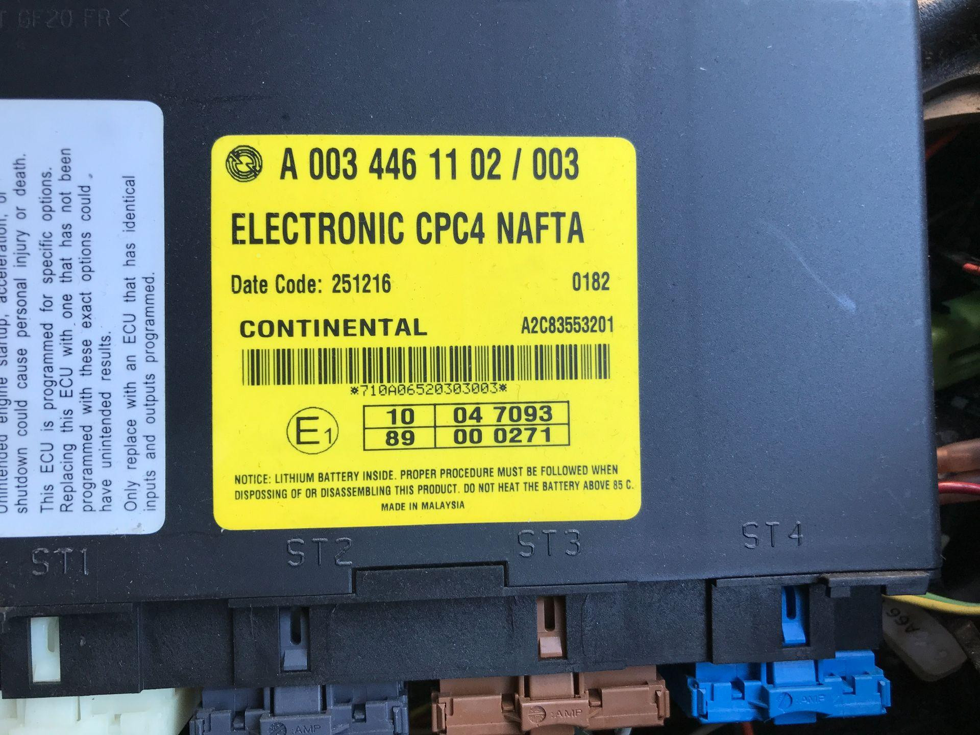 A 003 446 11 02/ 003 | Western Star Trucks 4900EX Cab Control Module CECU f