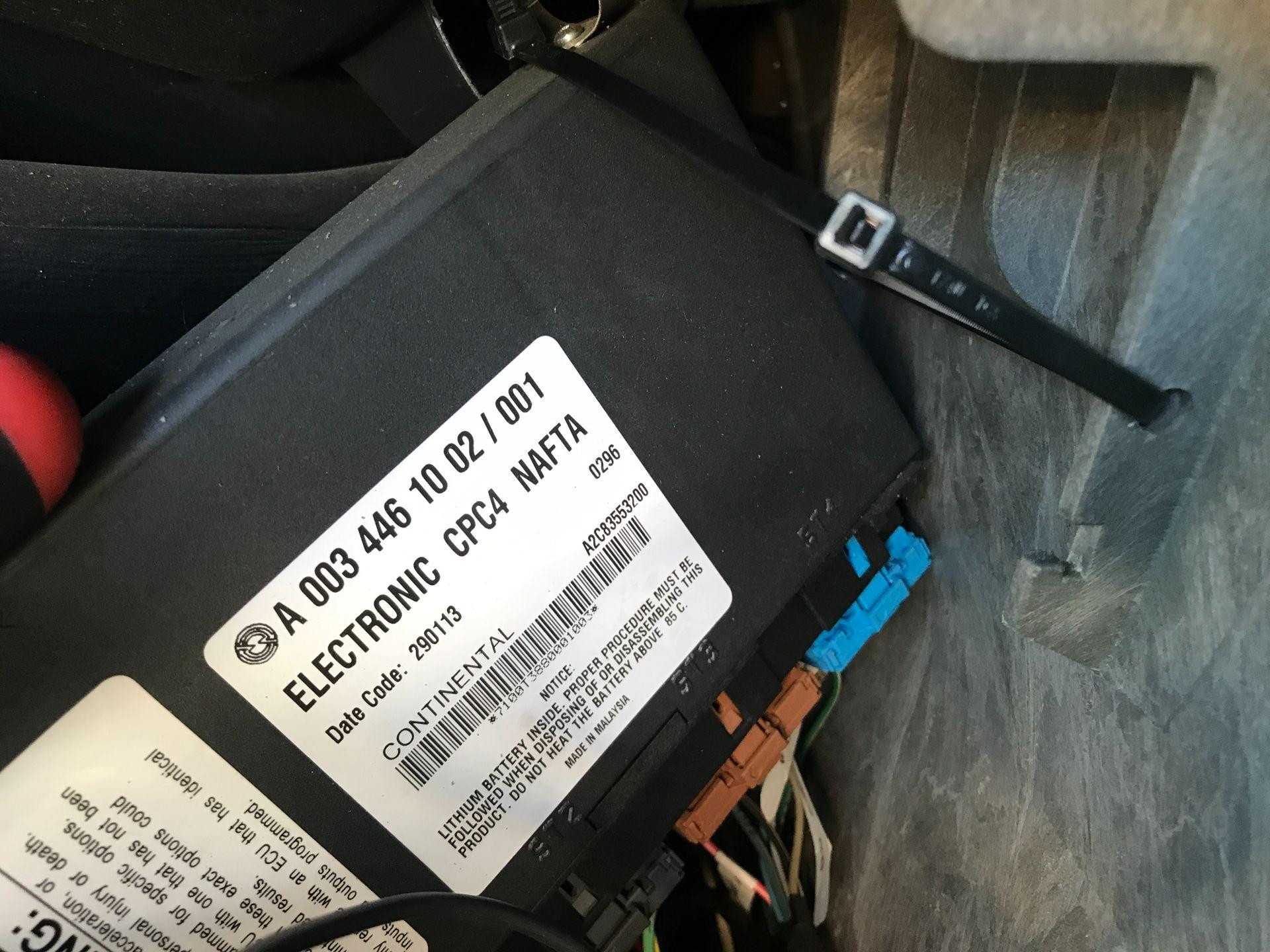 A0034461002/001 | Freightliner CASCADIA Cab Control Module CECU for Sale
