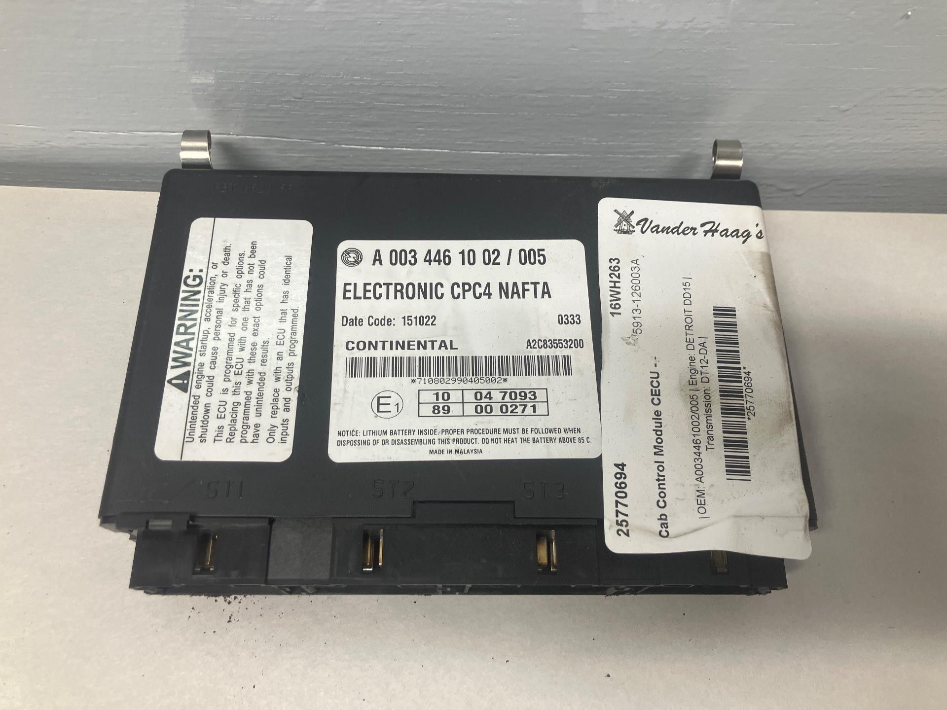 A 003 446 10 02 / 005 | Freightliner CASCADIA Cab Control Module CECU for S