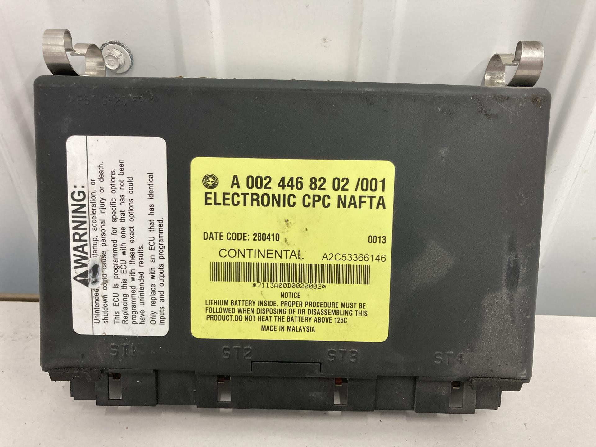 A 002 446 82 02 /001 | Freightliner CASCADIA Cab Control Module CECU for Sa