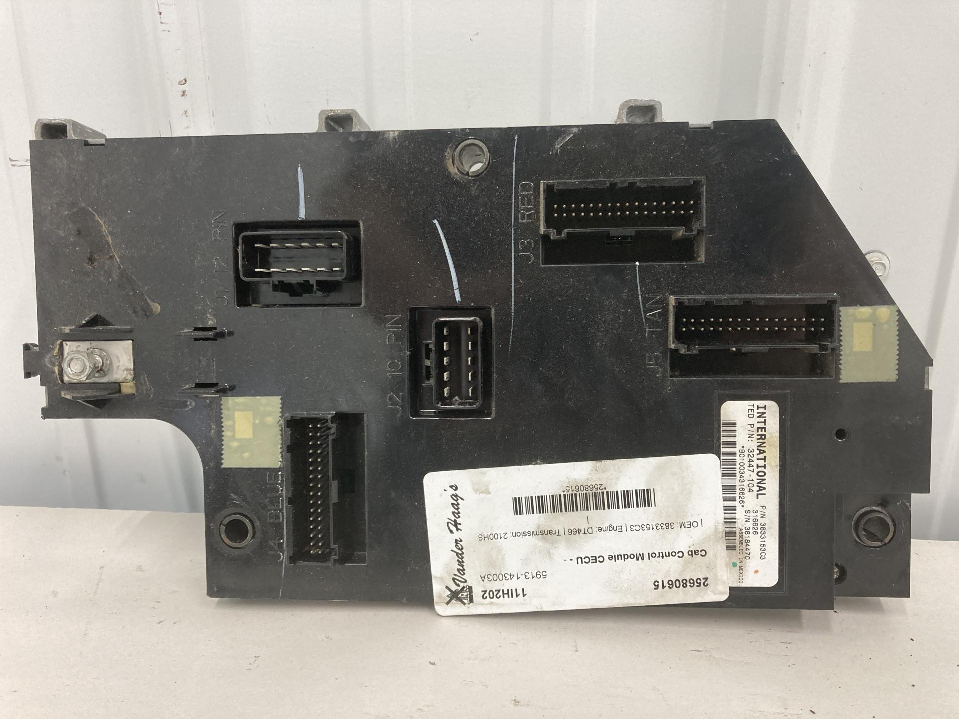 3833153C3 | International DURASTAR (4300) Cab Control Module CECU for Sale