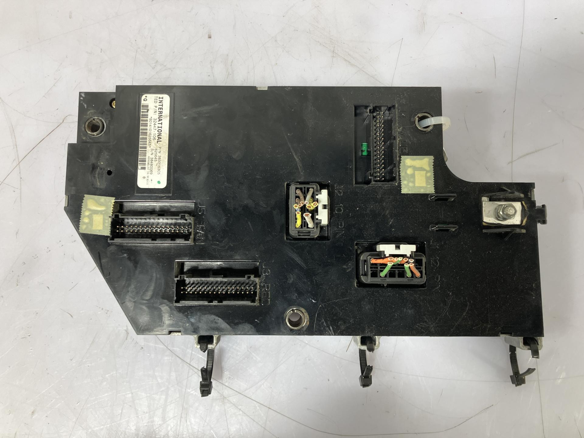5011081R2 | International TRANSTAR (8600) Cab Control Module CECU for Sale