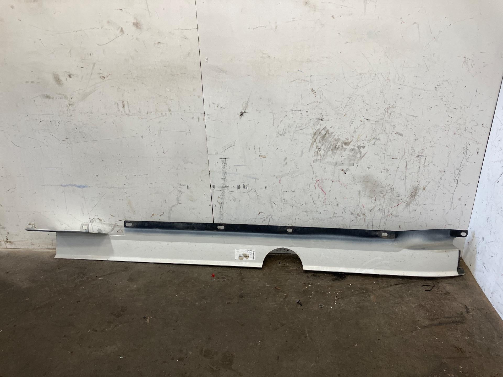 21830897 | Volvo VNL Cab, Exterior Cab Panel for Sale