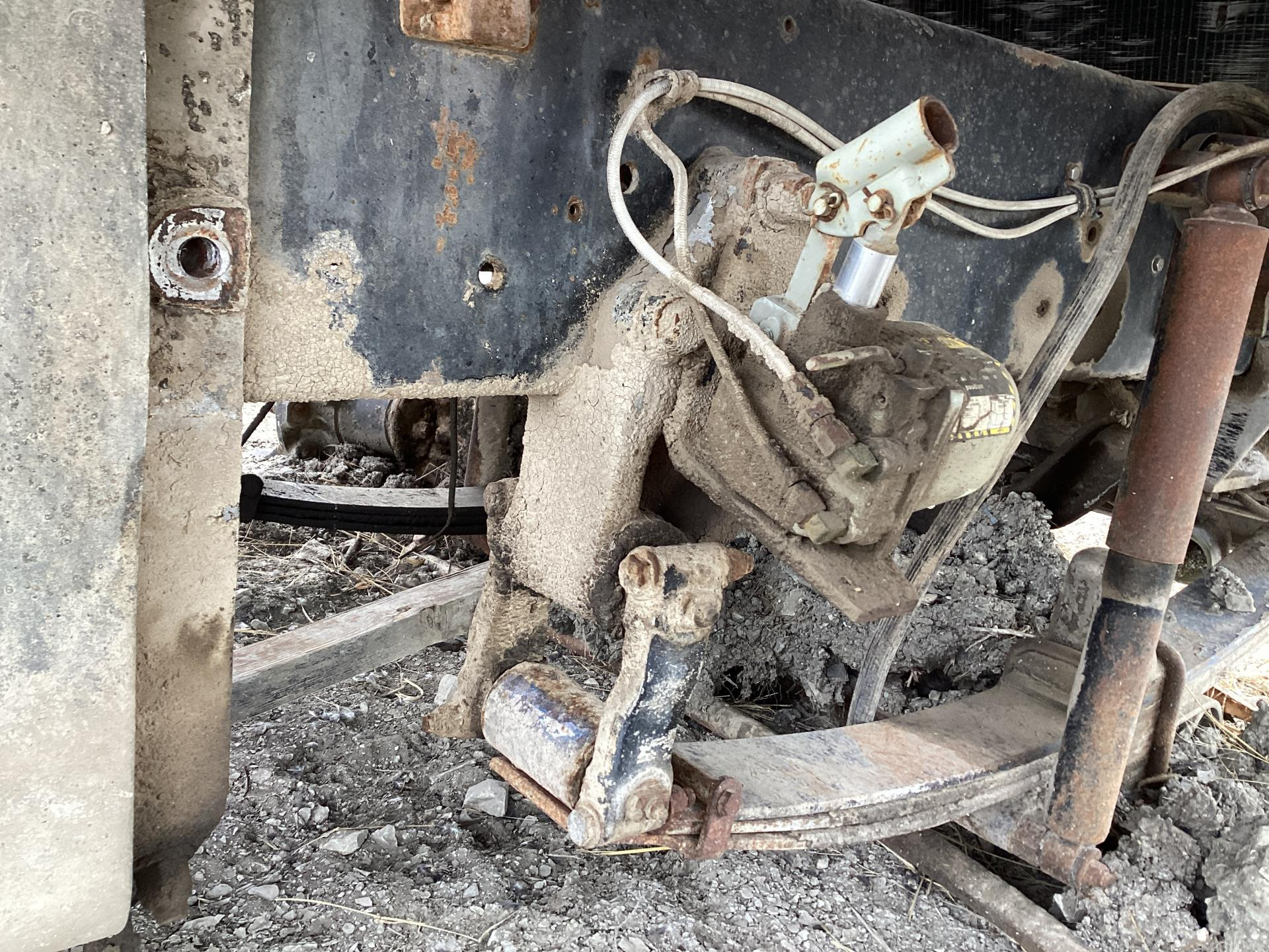 Kenworth K100 Cab Jack for Sale