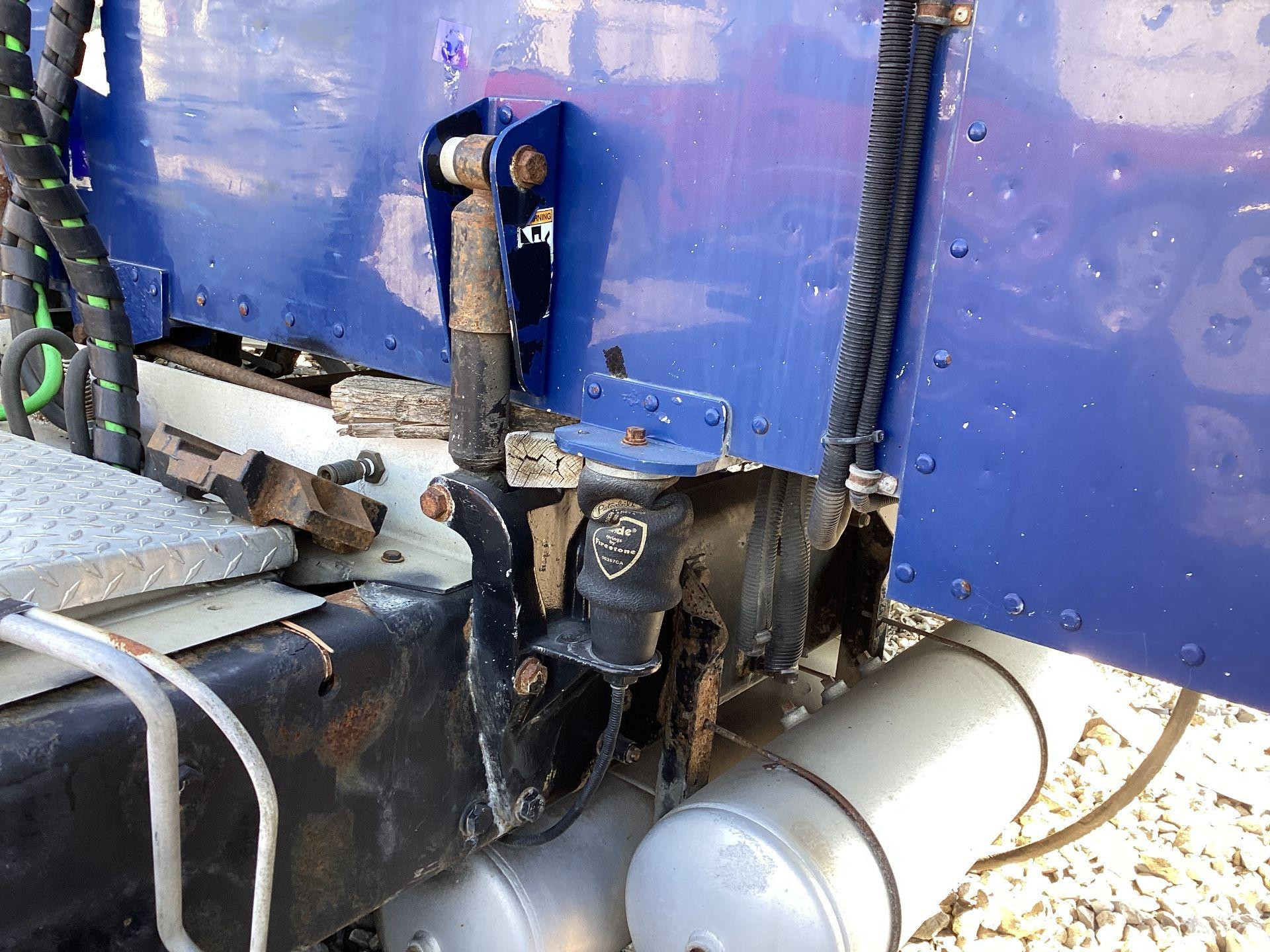 Peterbilt 385 Cab Suspension for Sale