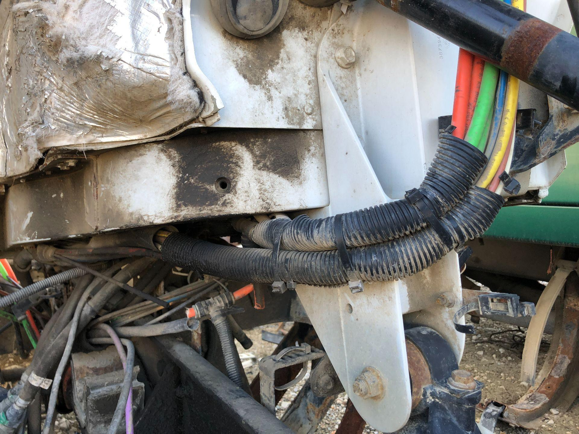 3873942C3 | CAT CT660 Cab Suspension for Sale