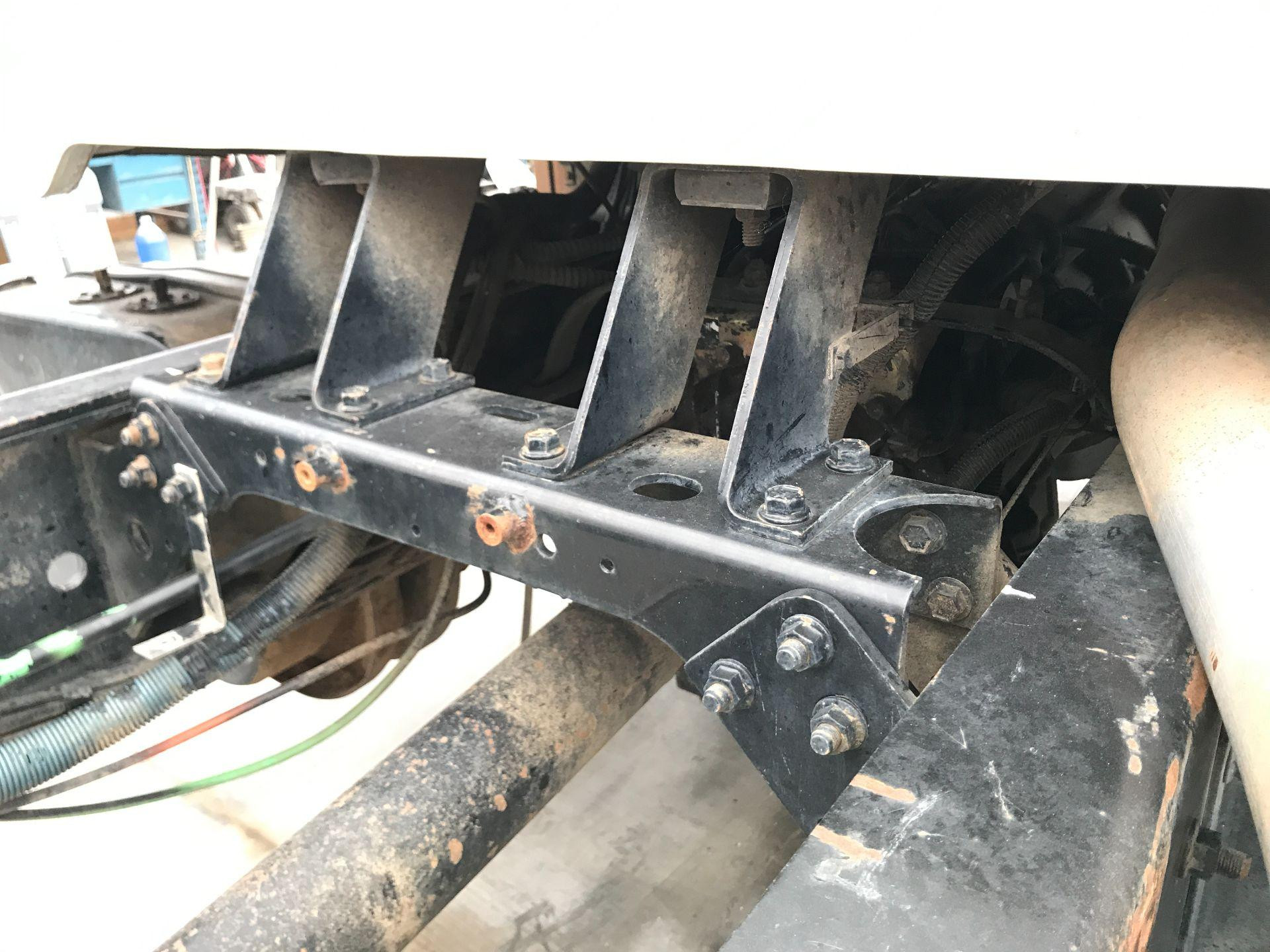 International S2500 Cab Suspension for Sale
