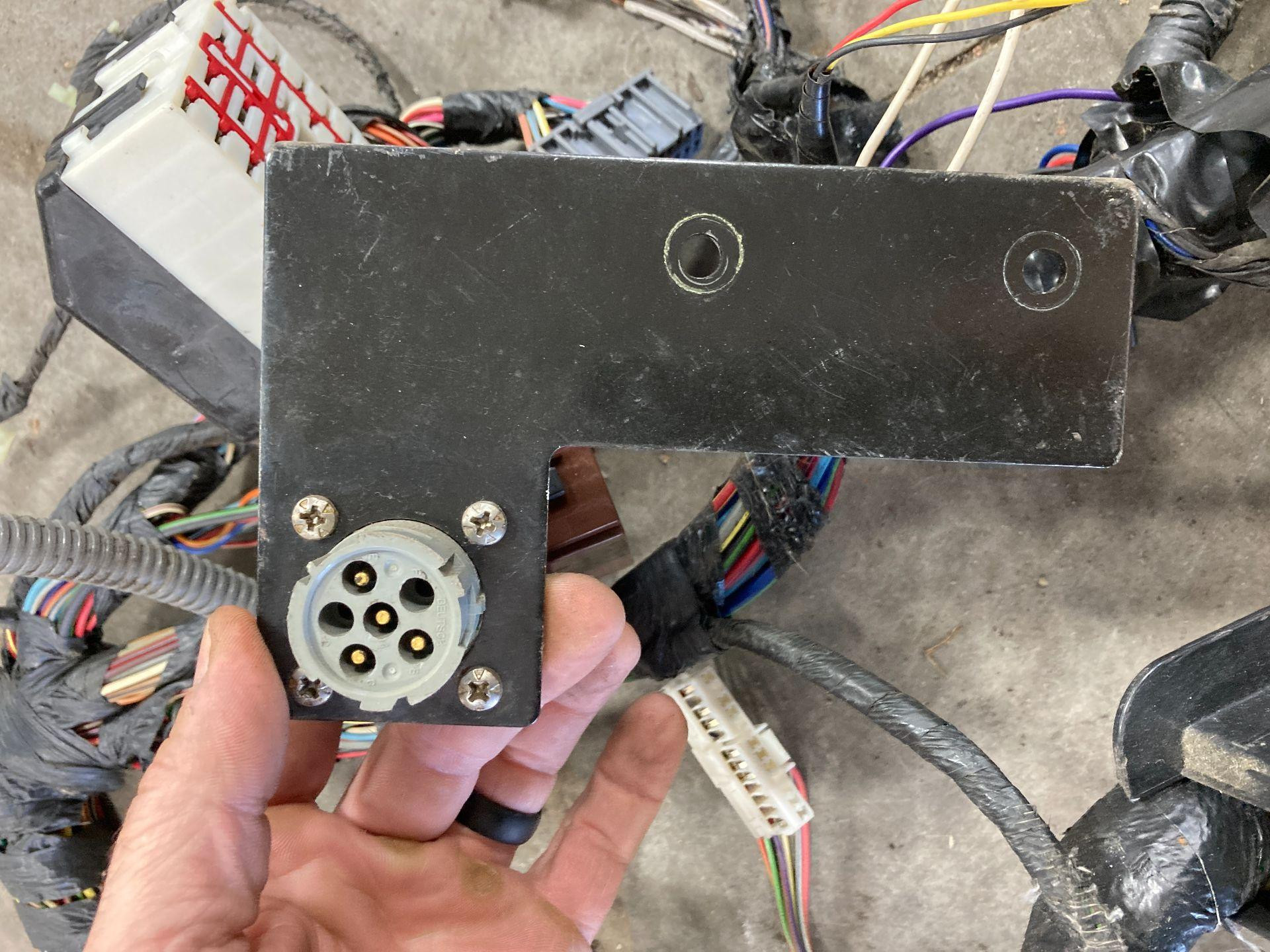 Y3CT-14401-P260W | Ford F650 Wiring Harness, Cab for Sale