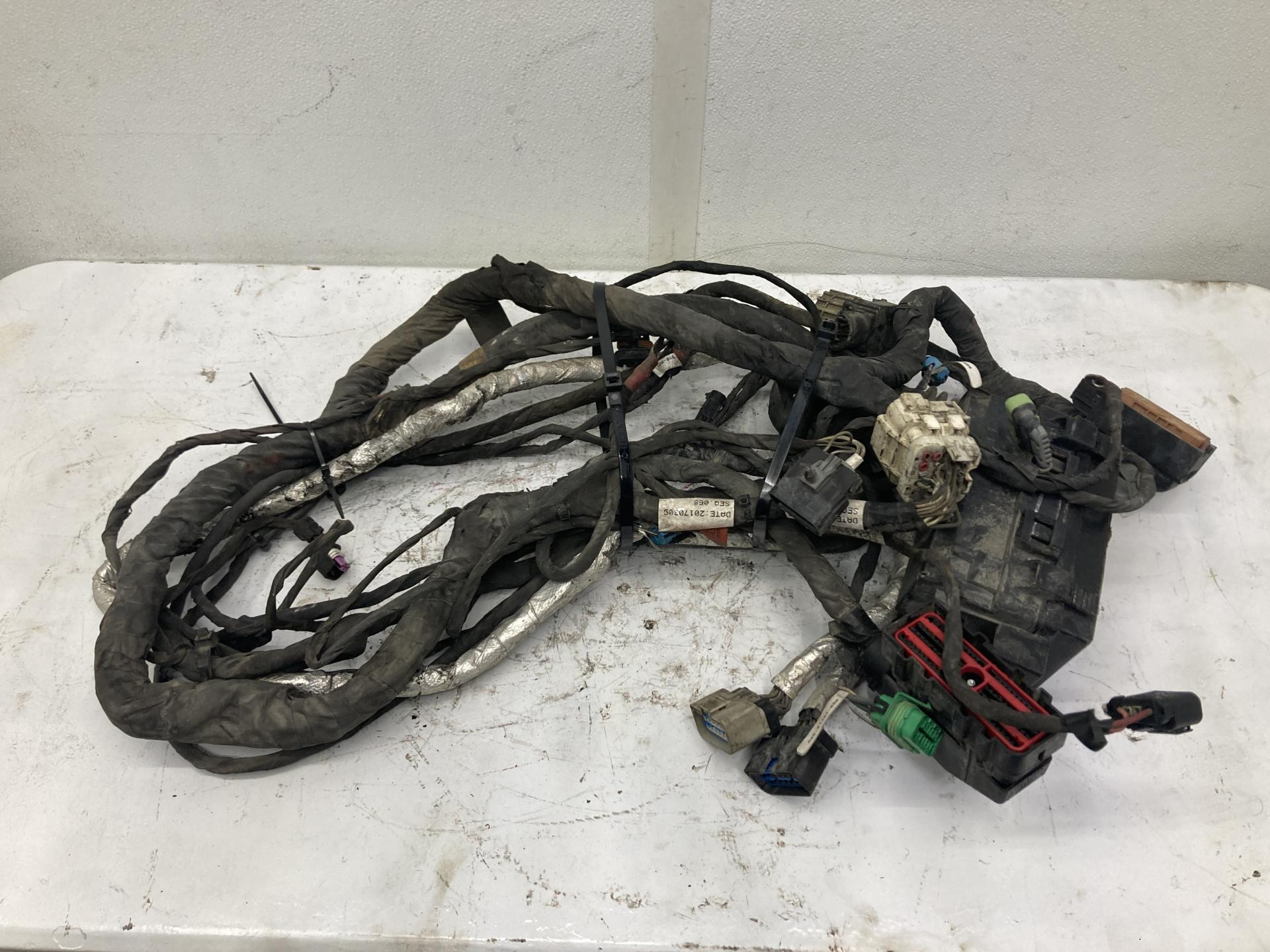 Freightliner M2 106 Wiring Harness, Cab for Sale