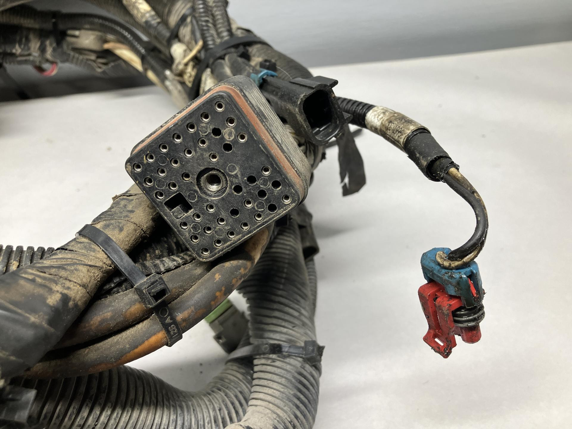 Kenworth T800 Wiring Harness, Cab for Sale