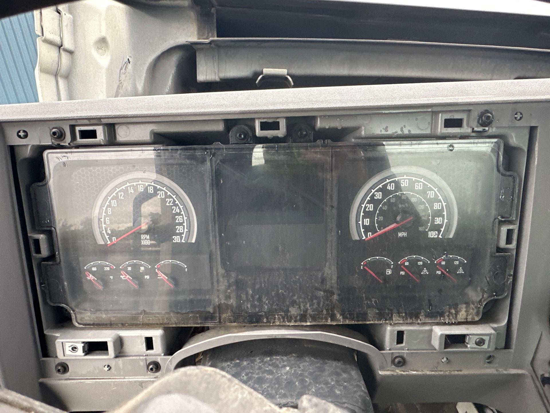 Mack PINNACLE Speedometer Instrument Cluster for Sale