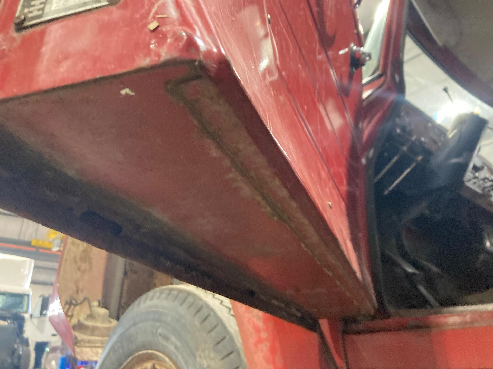 International 1600 LOADSTAR Door for Sale