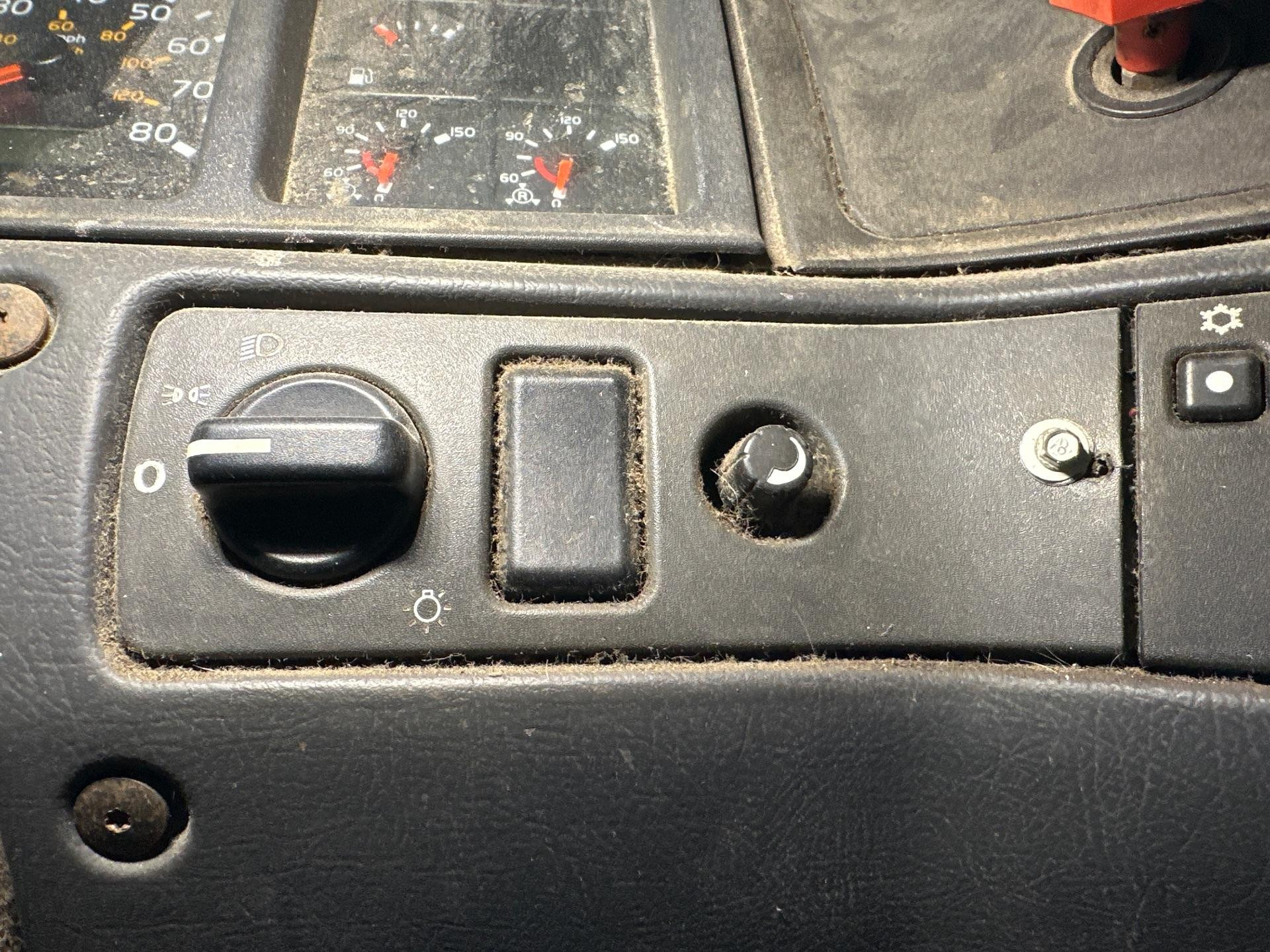 VERIFY | Volvo VNL Dash Panel for Sale