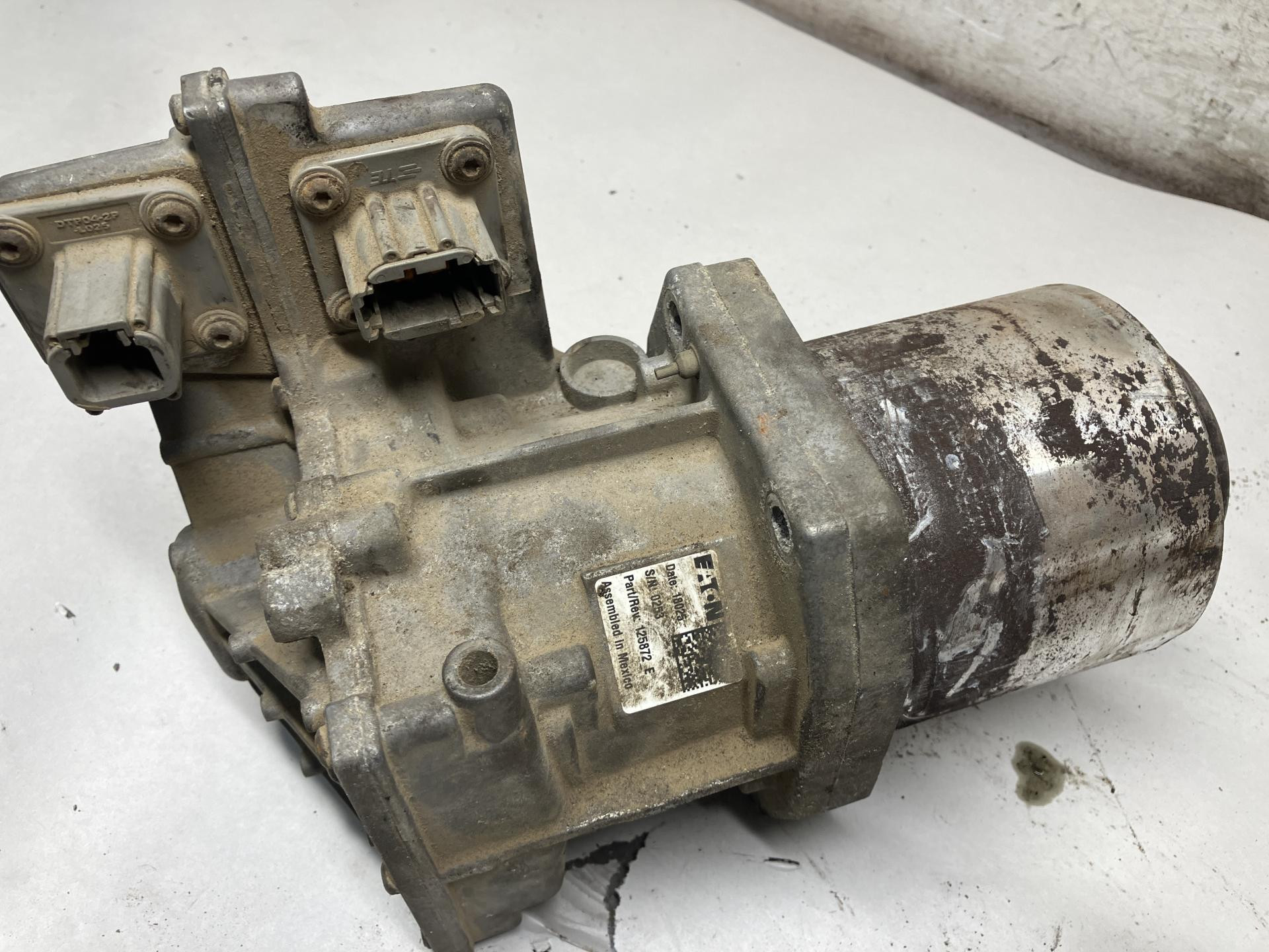 Fuller 125872E Clutch Actuator for Sale