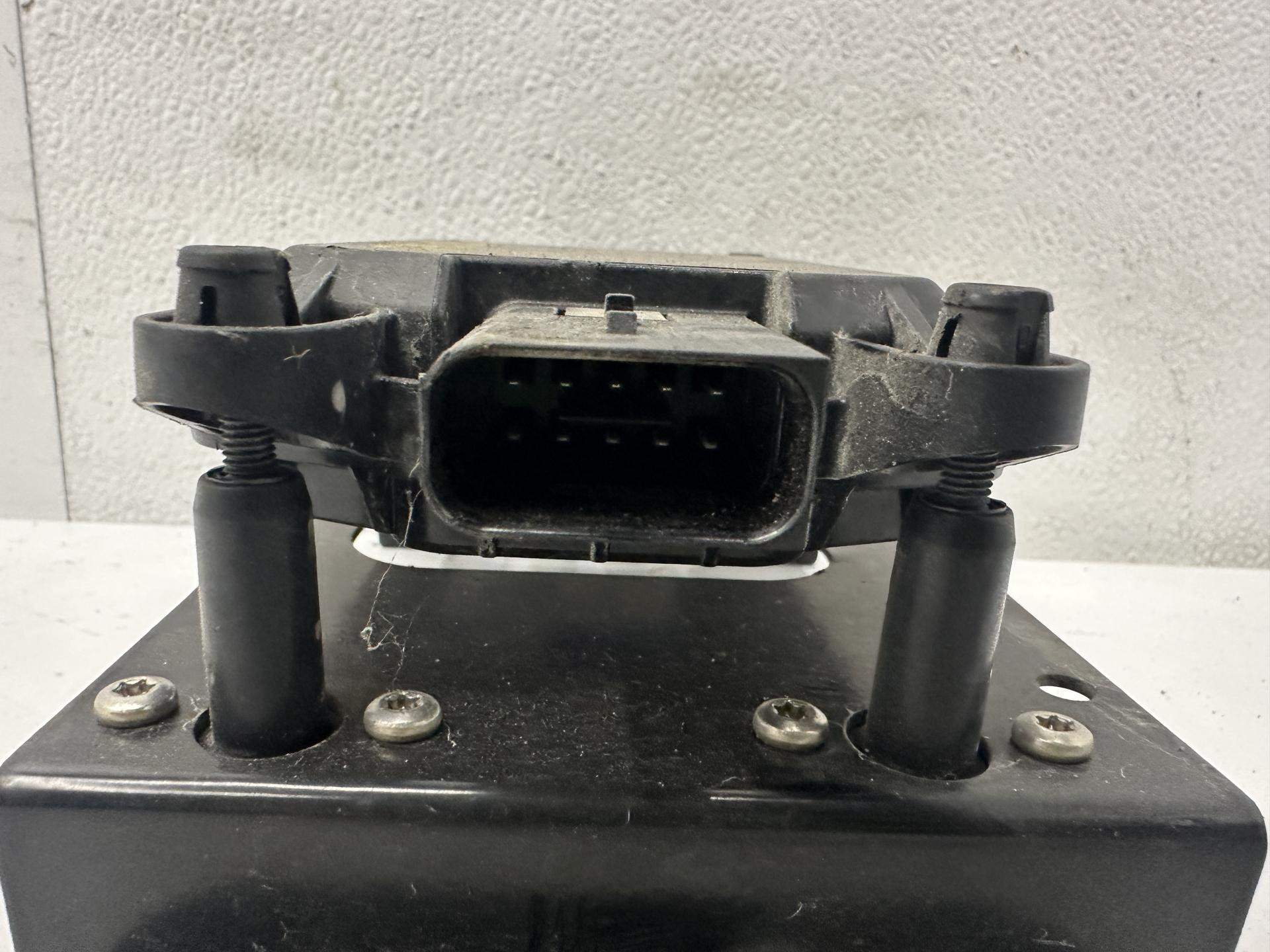 K123762X003 | Kenworth T680 Collision Advoidance for Sale