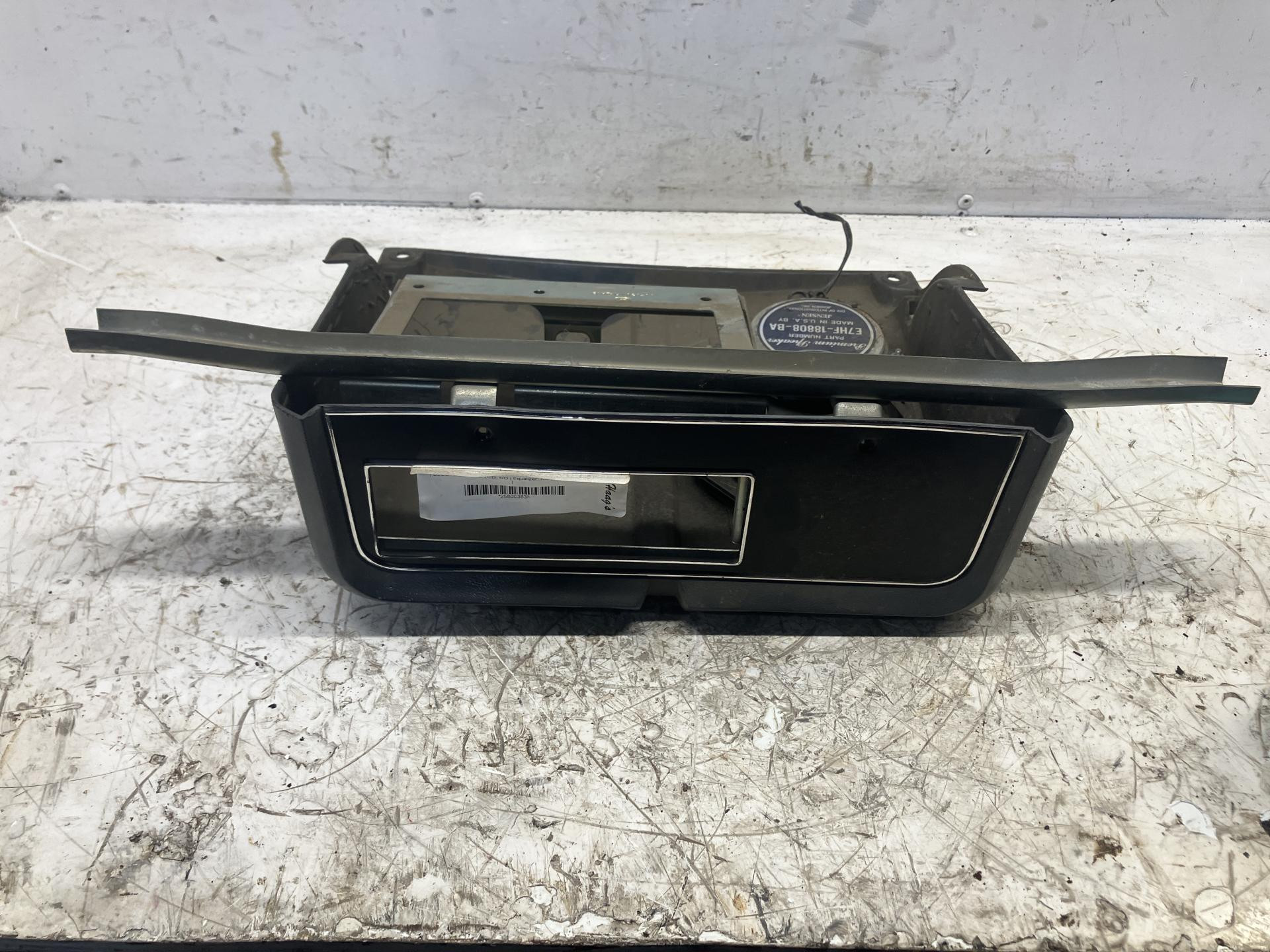 Ford L8000 Console for Sale