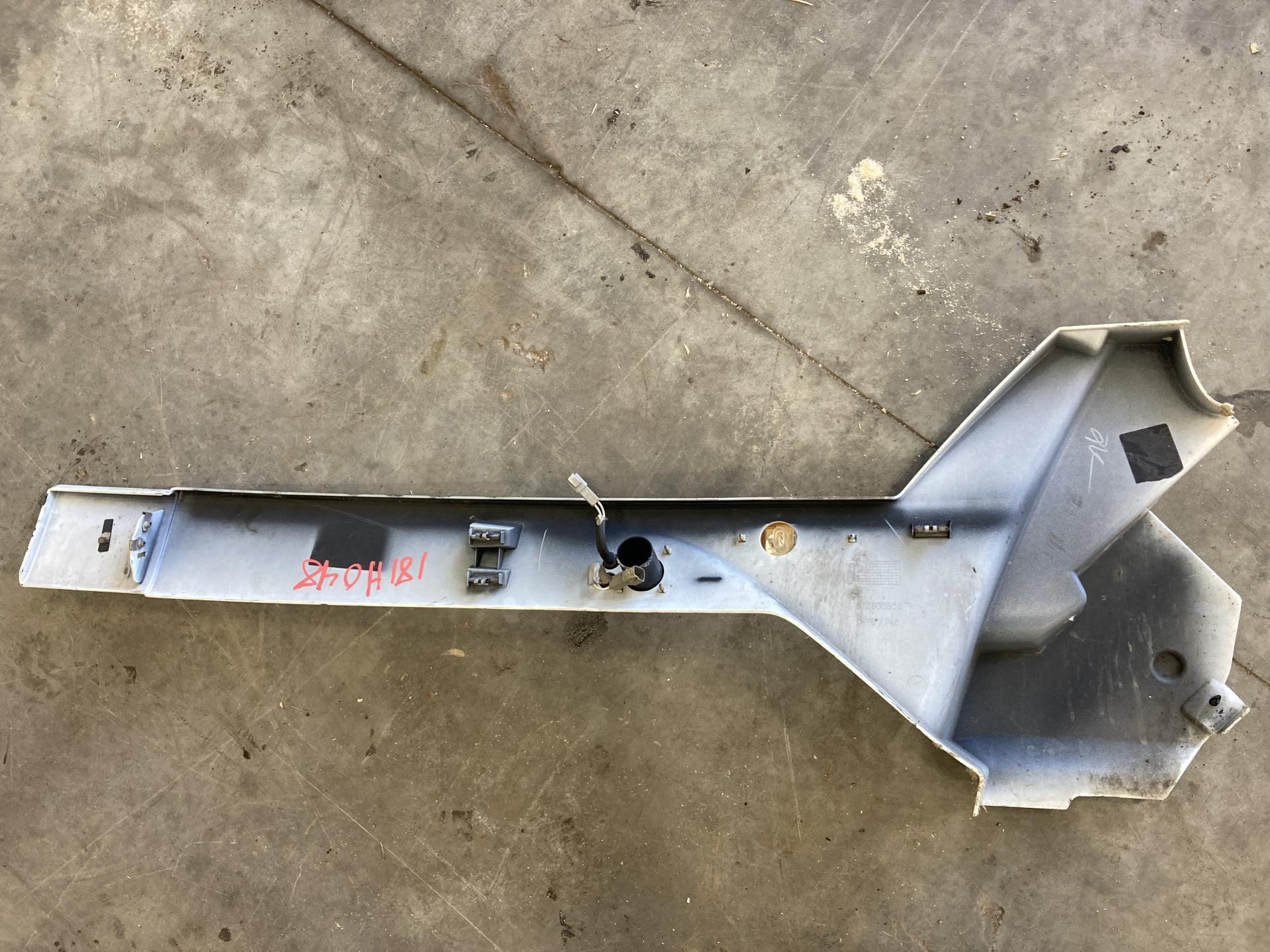 International LT Cowl for Sale