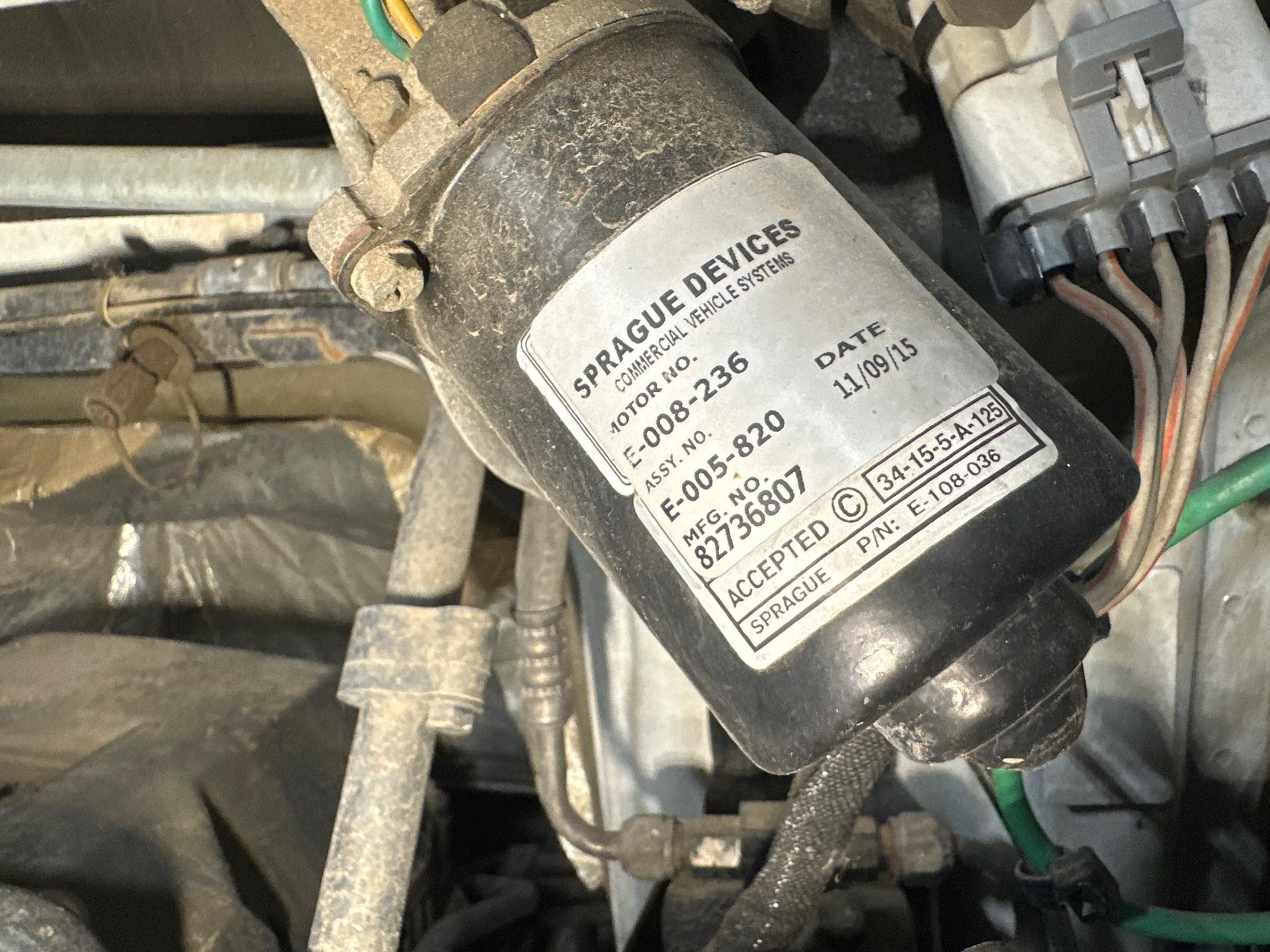 E-008-236 | Volvo VNL Windshield Wiper Motor for Sale