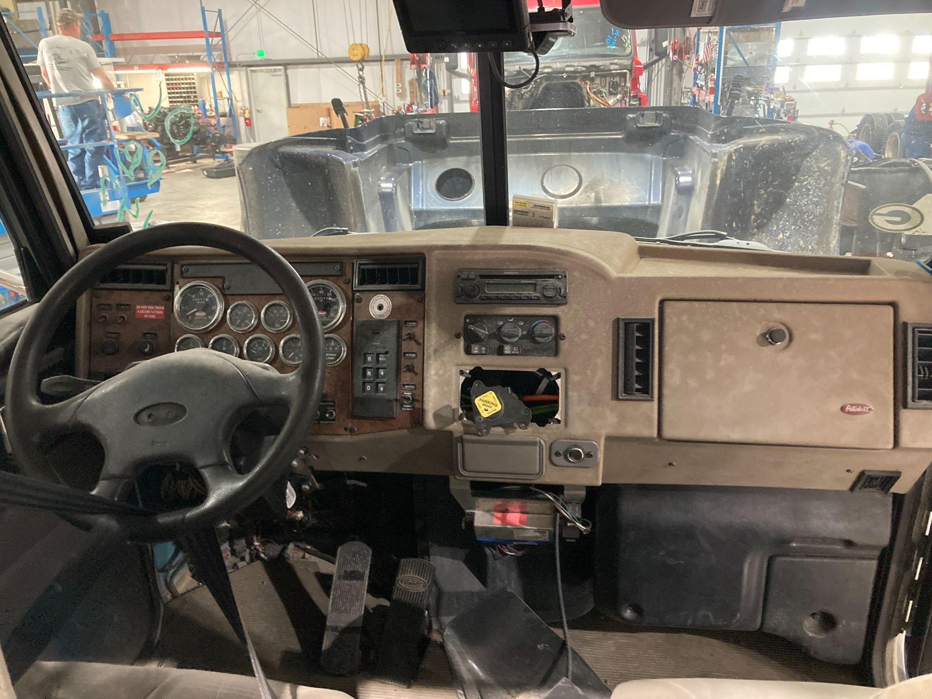 Peterbilt 335 Dash Assembly for Sale